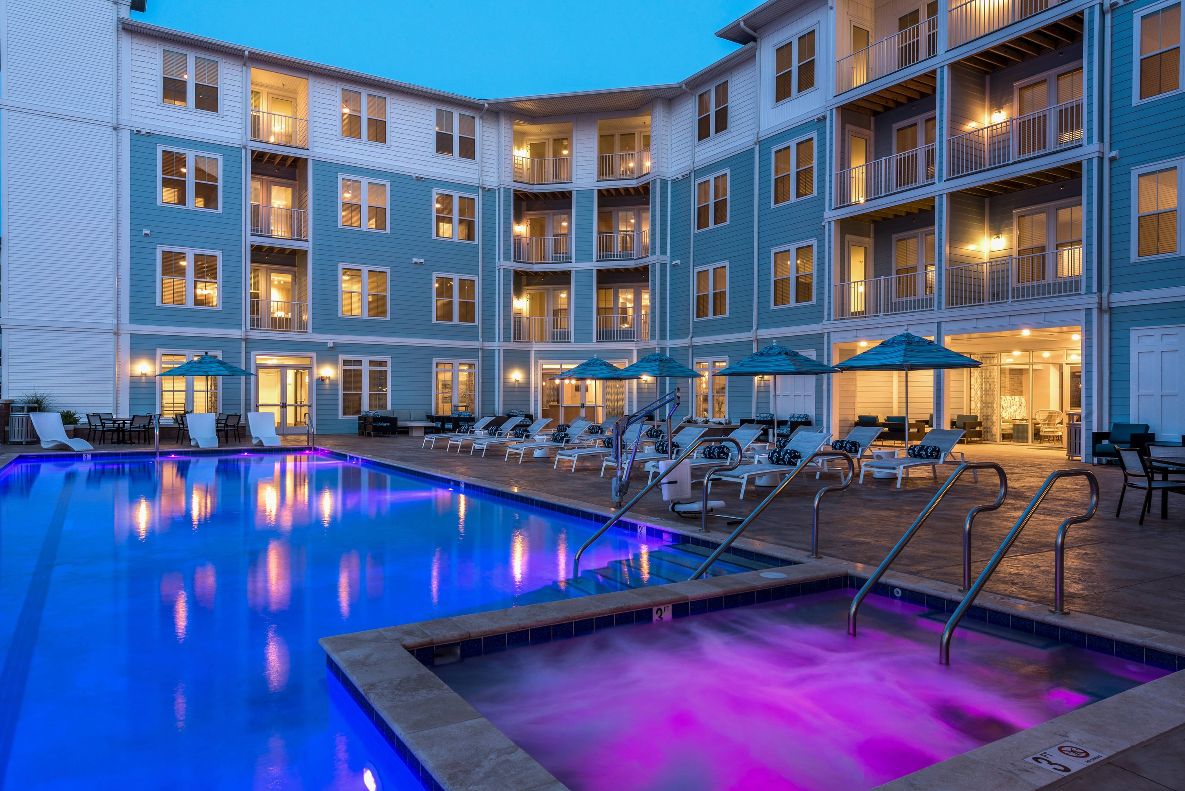 1-2 Bedroom Apartments in Virginia Beach, VA | Opus Select