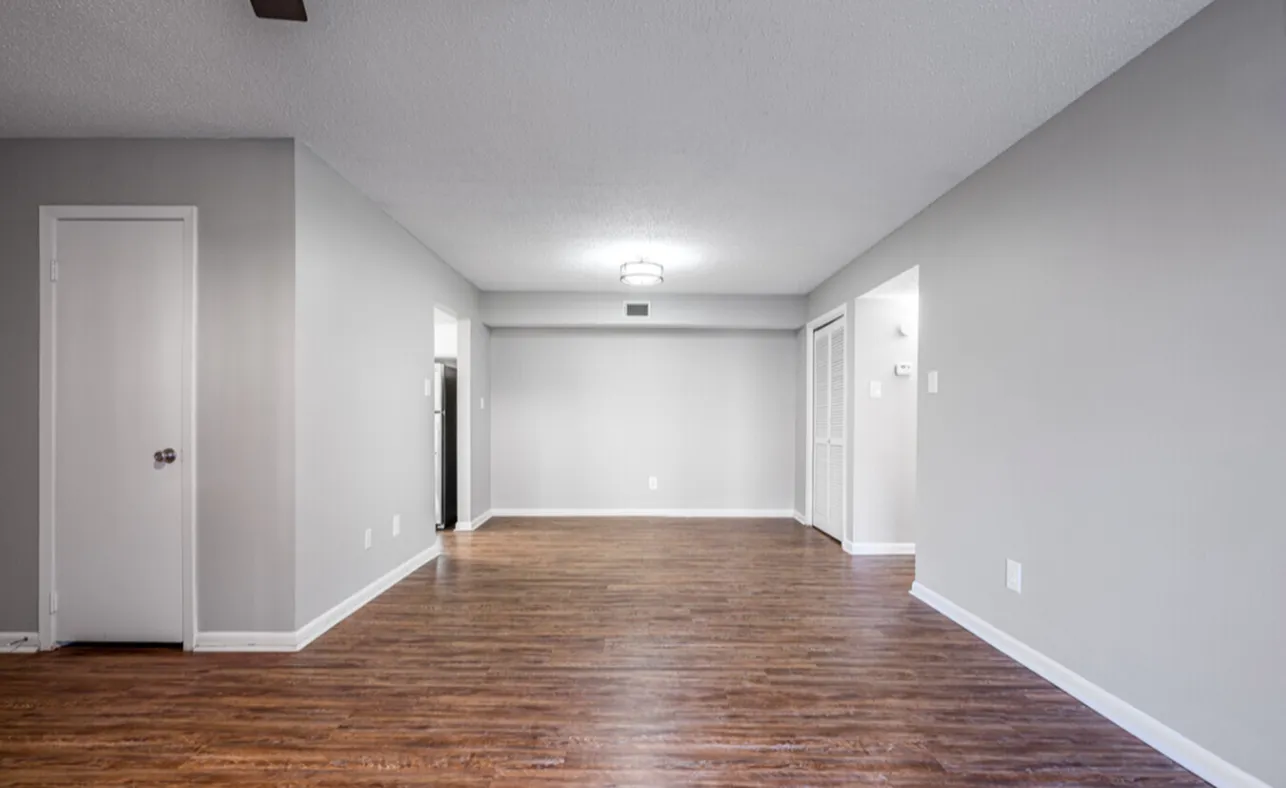 View Photos | Van Mark