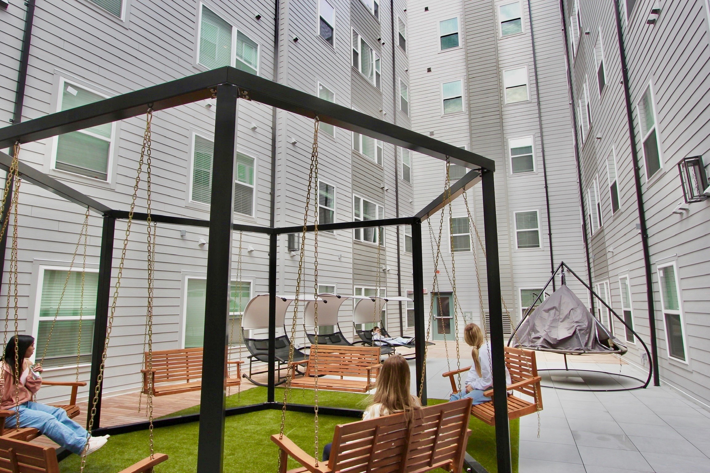 Photos | Student Apartments near UIUC | Pacifica on Green