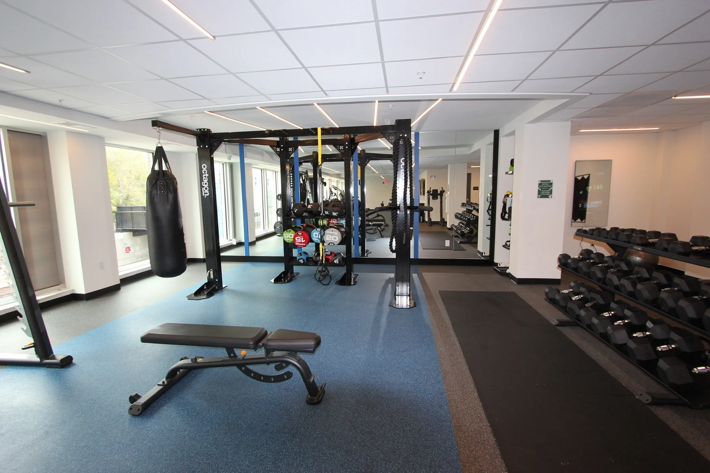 Photos | Student Apartments near UIUC | Pacifica on Green