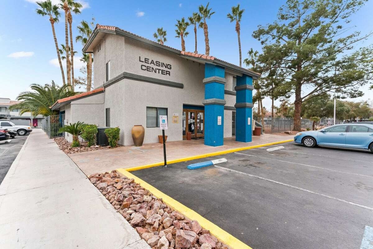 Village Square Apartments Las Vegas