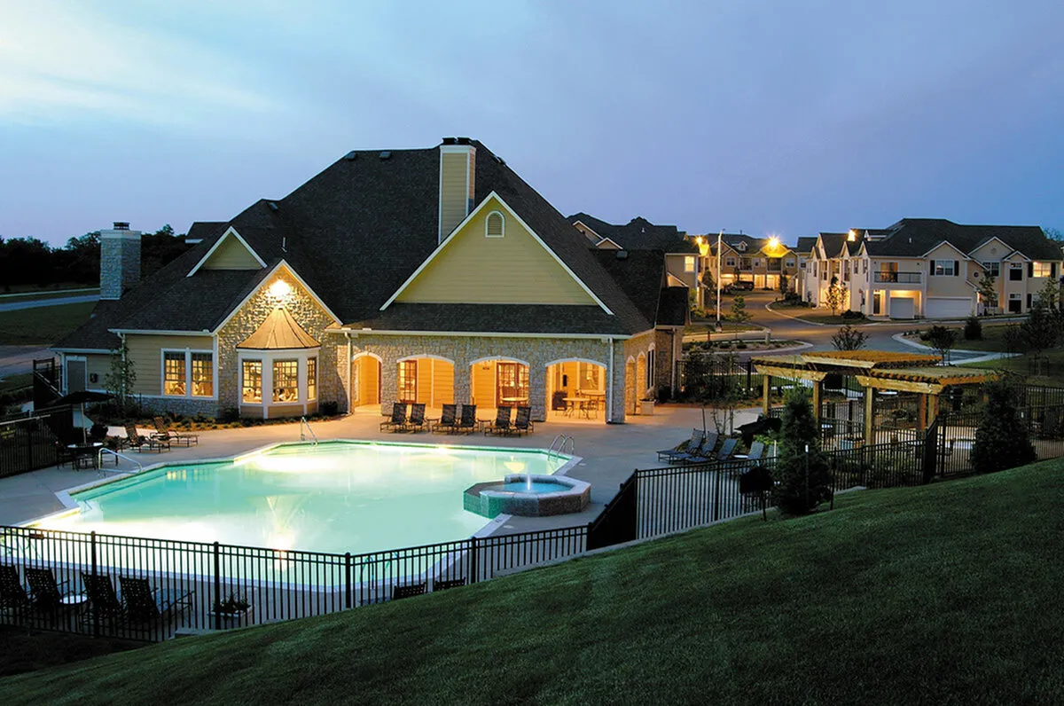 Luxury Apartments in Kansas City MO | Manor Homes of Fox Crest Amenities