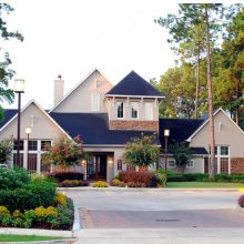The Lodge at Spring Shadows Houston Apts | Official Site