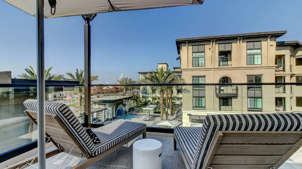 Irvine Apartments | The Murphy Photos