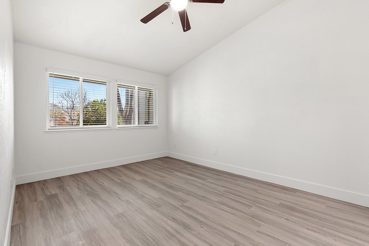 View Photos & Take A Virtual Tour | The Huntley Apartments