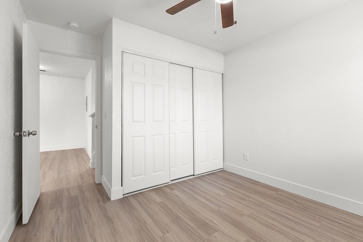 View Photos & Take A Virtual Tour | The Huntley Apartments