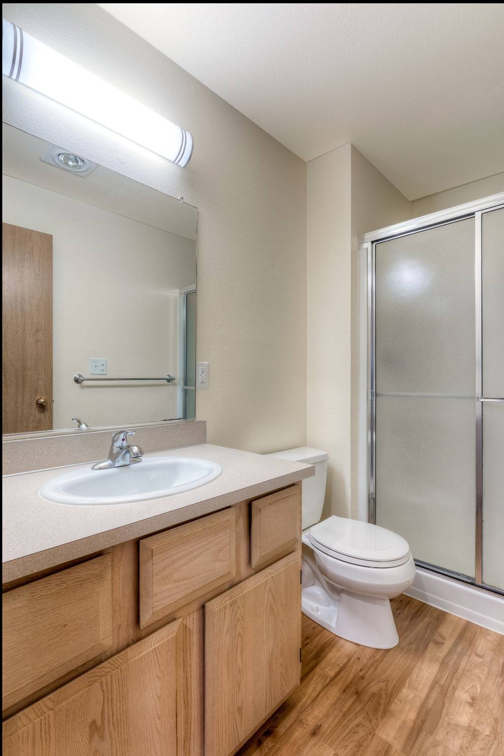 View Photos | Meridian Place Apartments