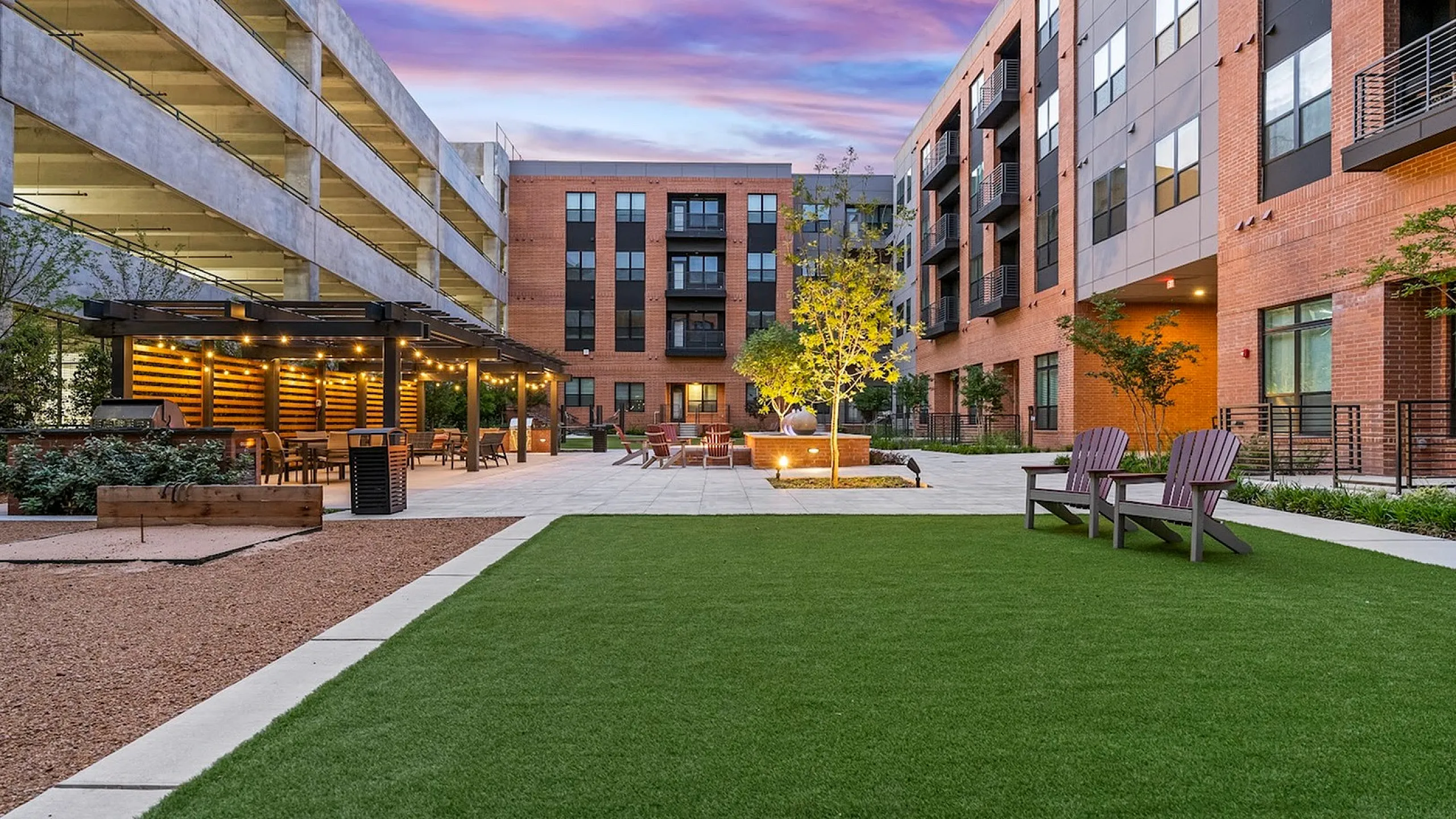 New Apartments in Plano | The Emory