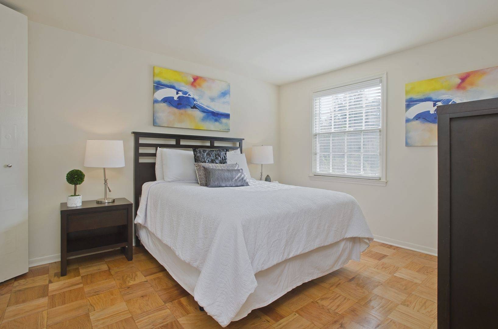 View Photos | Ruxton Landing