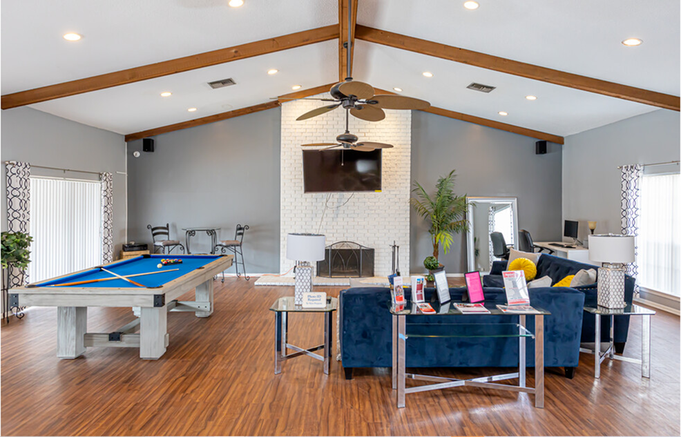 View Photos | Stonebridge Manor