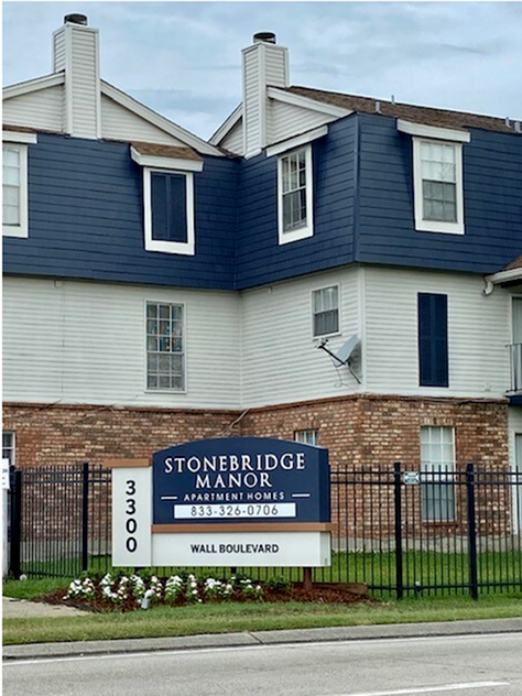 View Photos | Stonebridge Manor