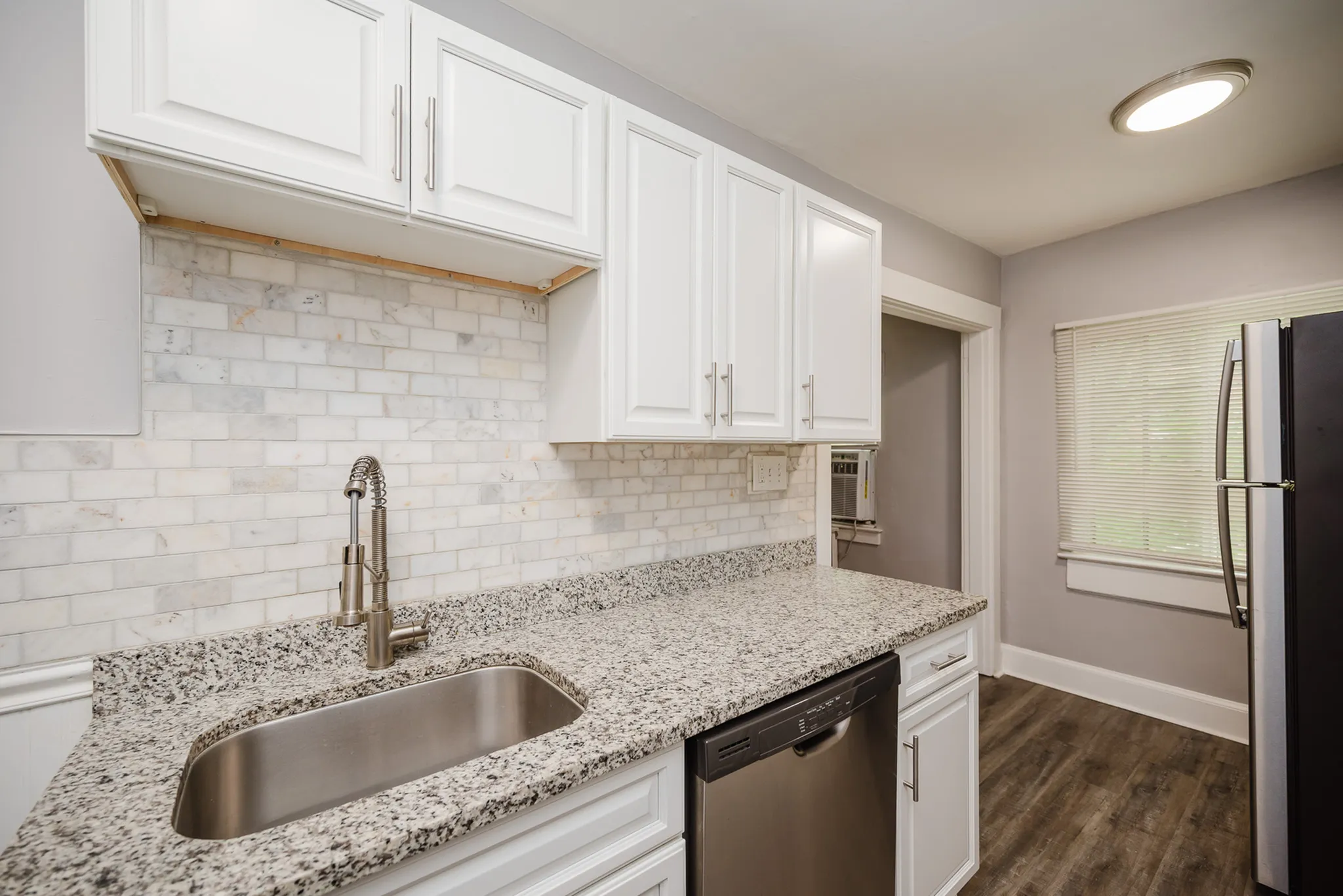 Apartments in Mariemont Cincinnati | Mariemont Square Apartments ...