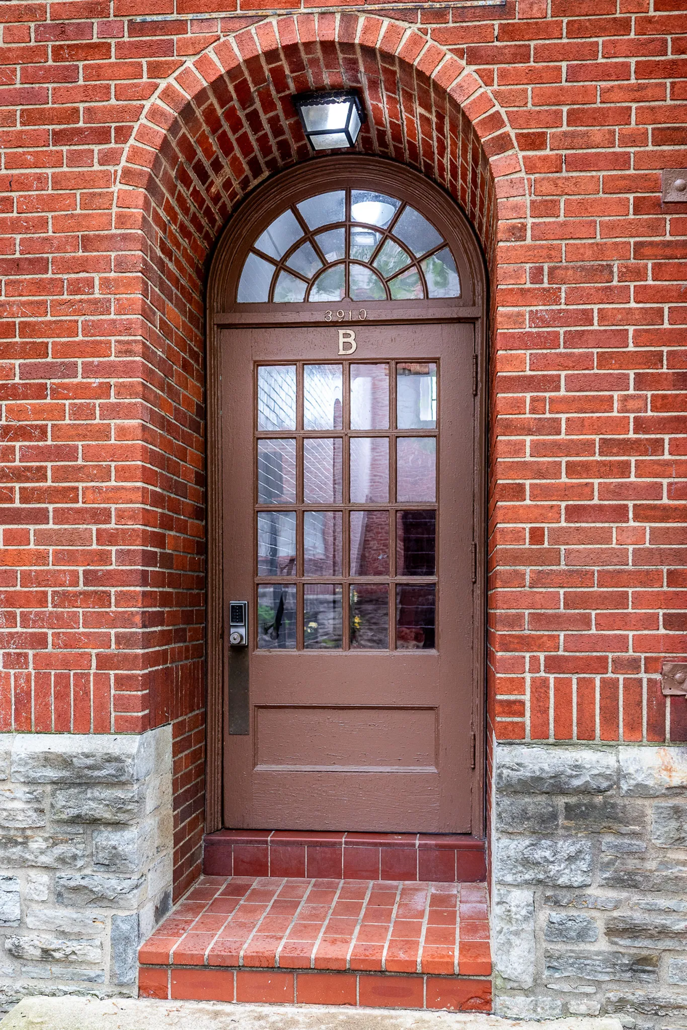 Studio - 3 Bed Apartments - Check Availability | Mariemont Square ...