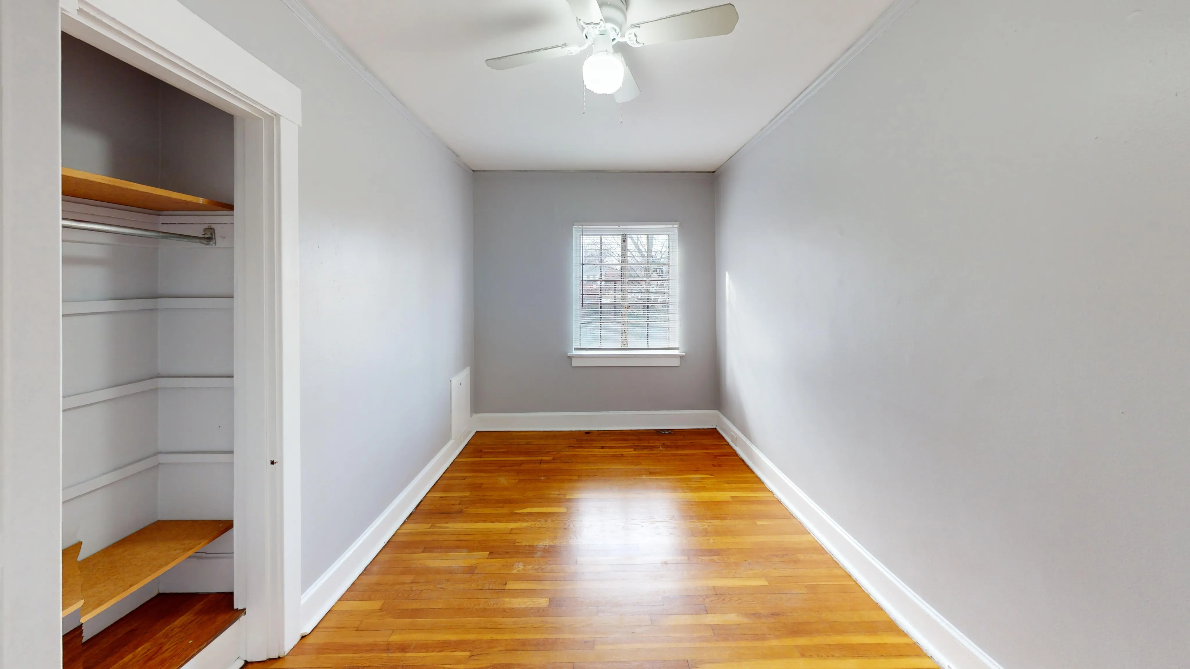 Flat 201: 2 Bed 1 Bath in Cincinnati | 950 sq ft | apartments-in ...