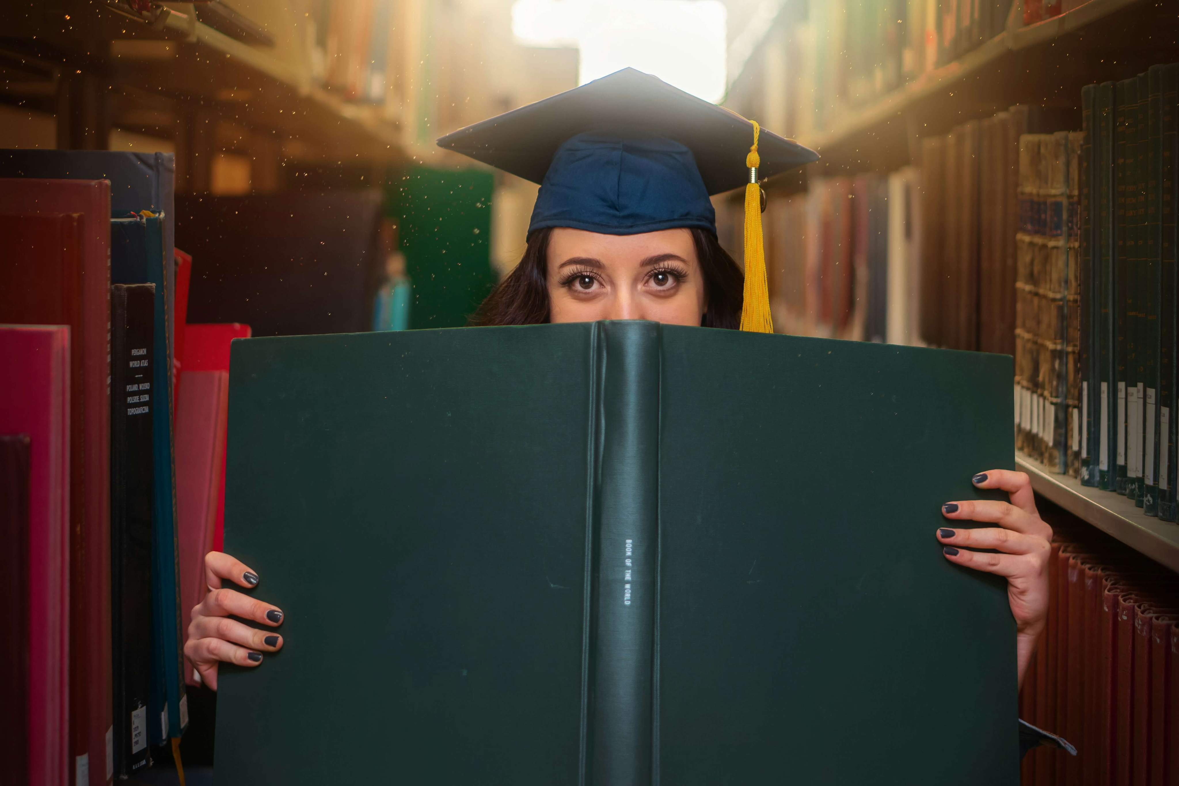 A Guide to Dealing with Graduation Anxiety