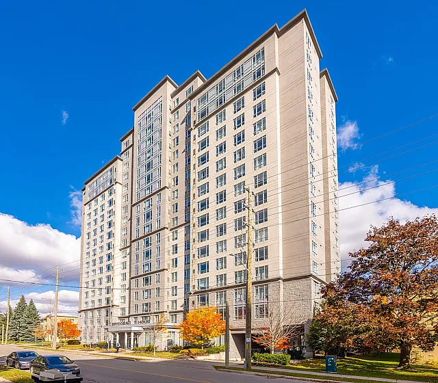 Waterloo Student Housing - Off-campus Residence Wilfrid Laurier & uWaterloo