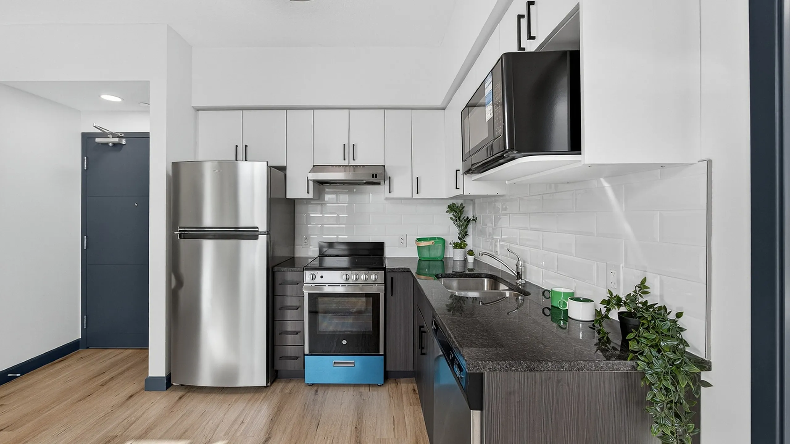 Waterloo Student Housing - Student Apartments & Rooms for Rent