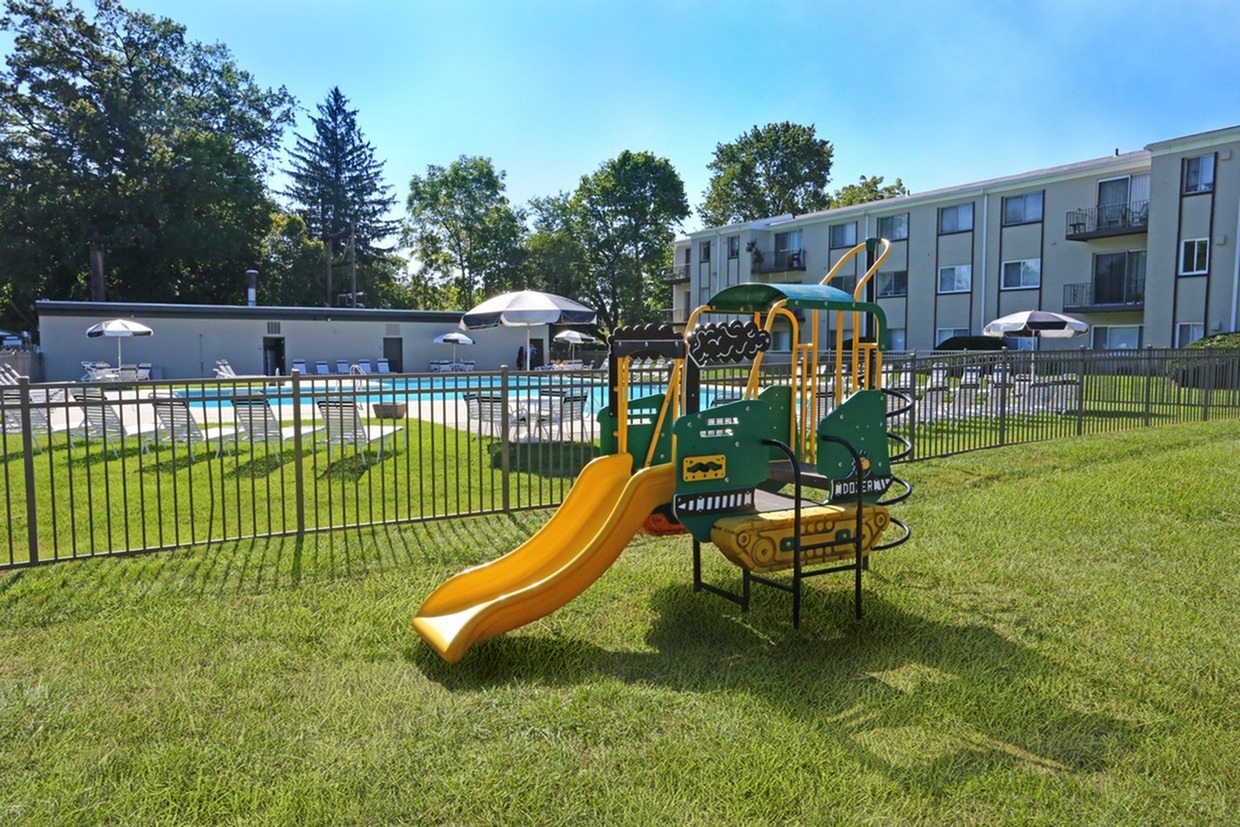 View Photos & Take A Virtual Tour | Arbor Lane