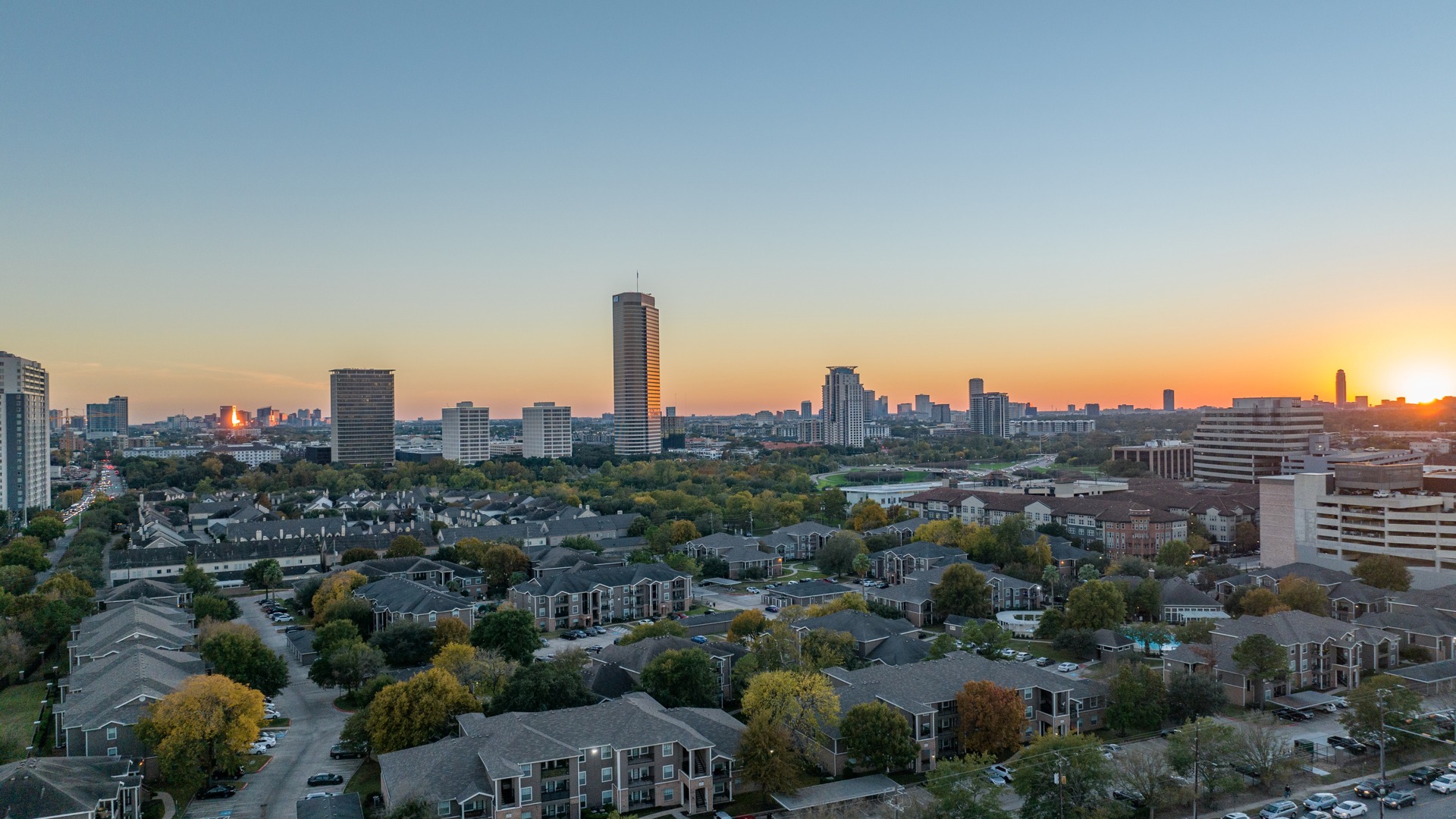 www.memorial-heights.com | Apartments In Houston, TX