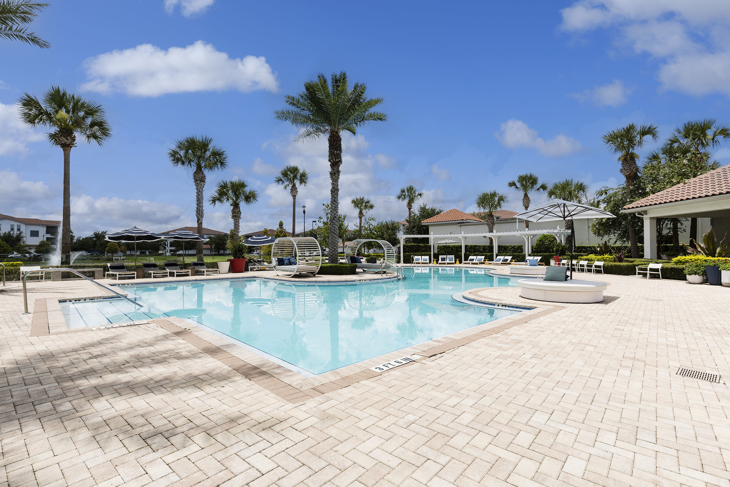 View Photos & Take A Virtual Tour | Citra at Windermere