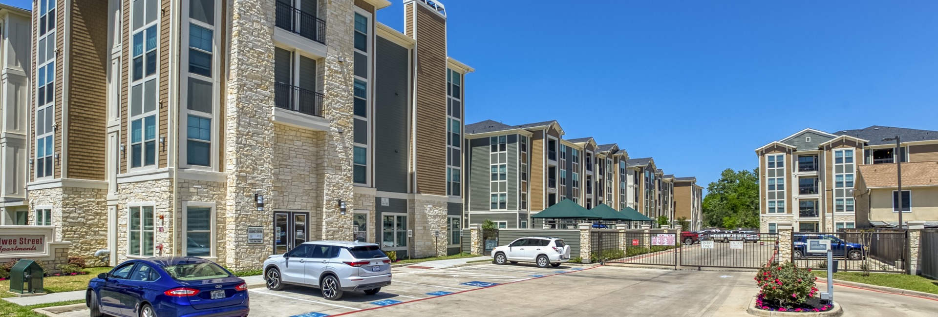 Northwest Houston Apartments: Milwee Street Location