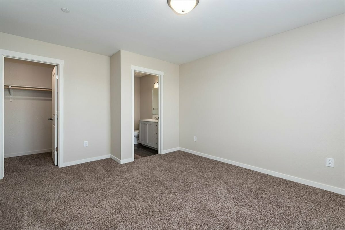 View Photos & Take A Virtual Tour | Summit