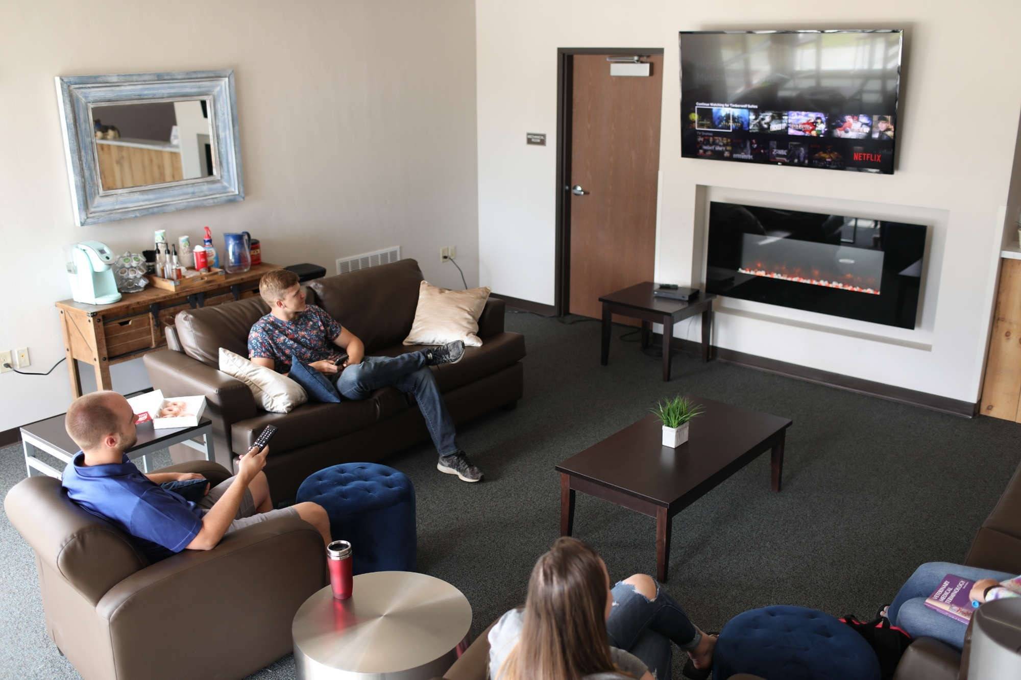 View Photos & Take A Virtual Tour | Timberwolf Suites Student ...