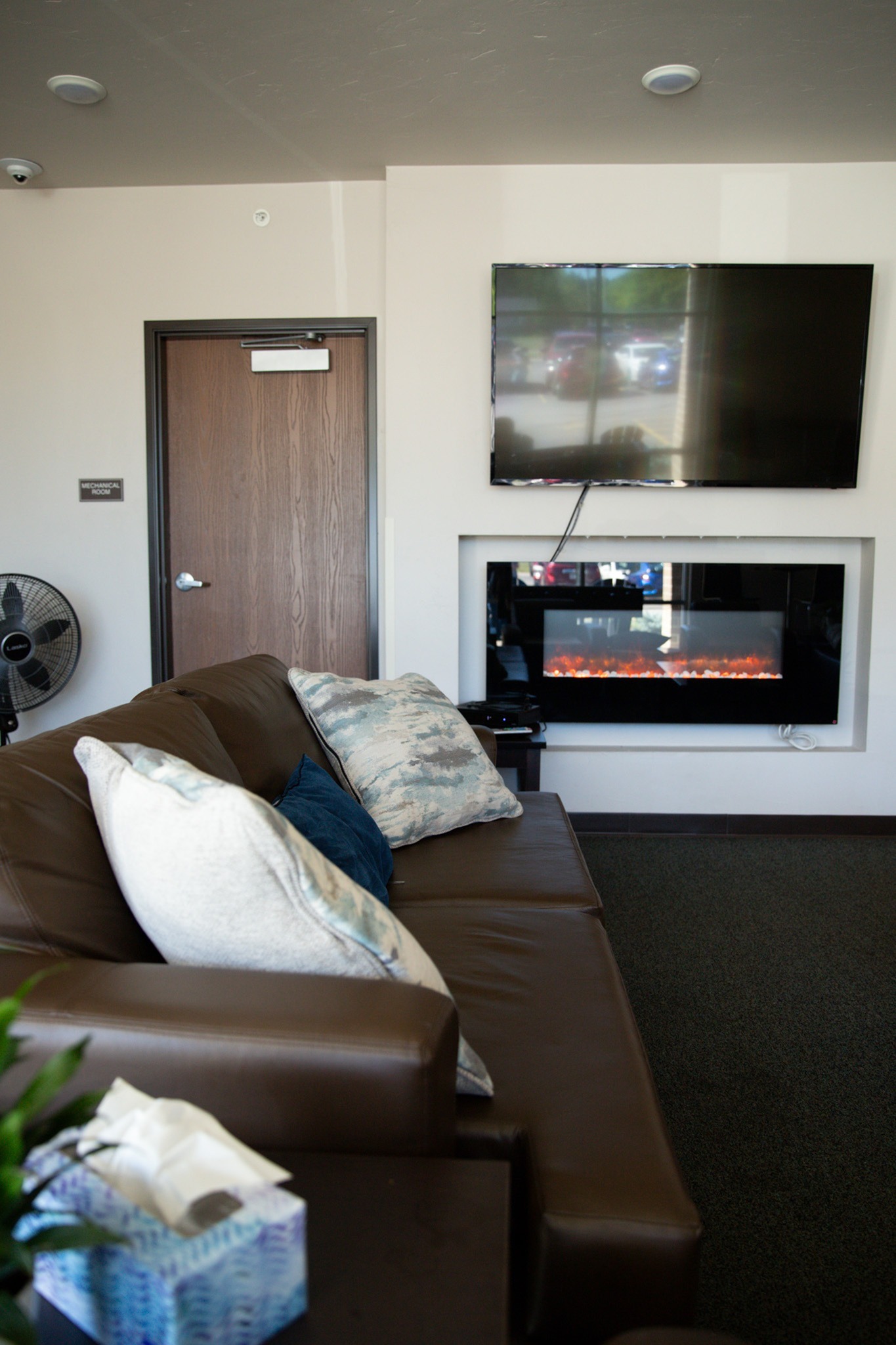 View Photos & Take A Virtual Tour | Timberwolf Suites Student ...