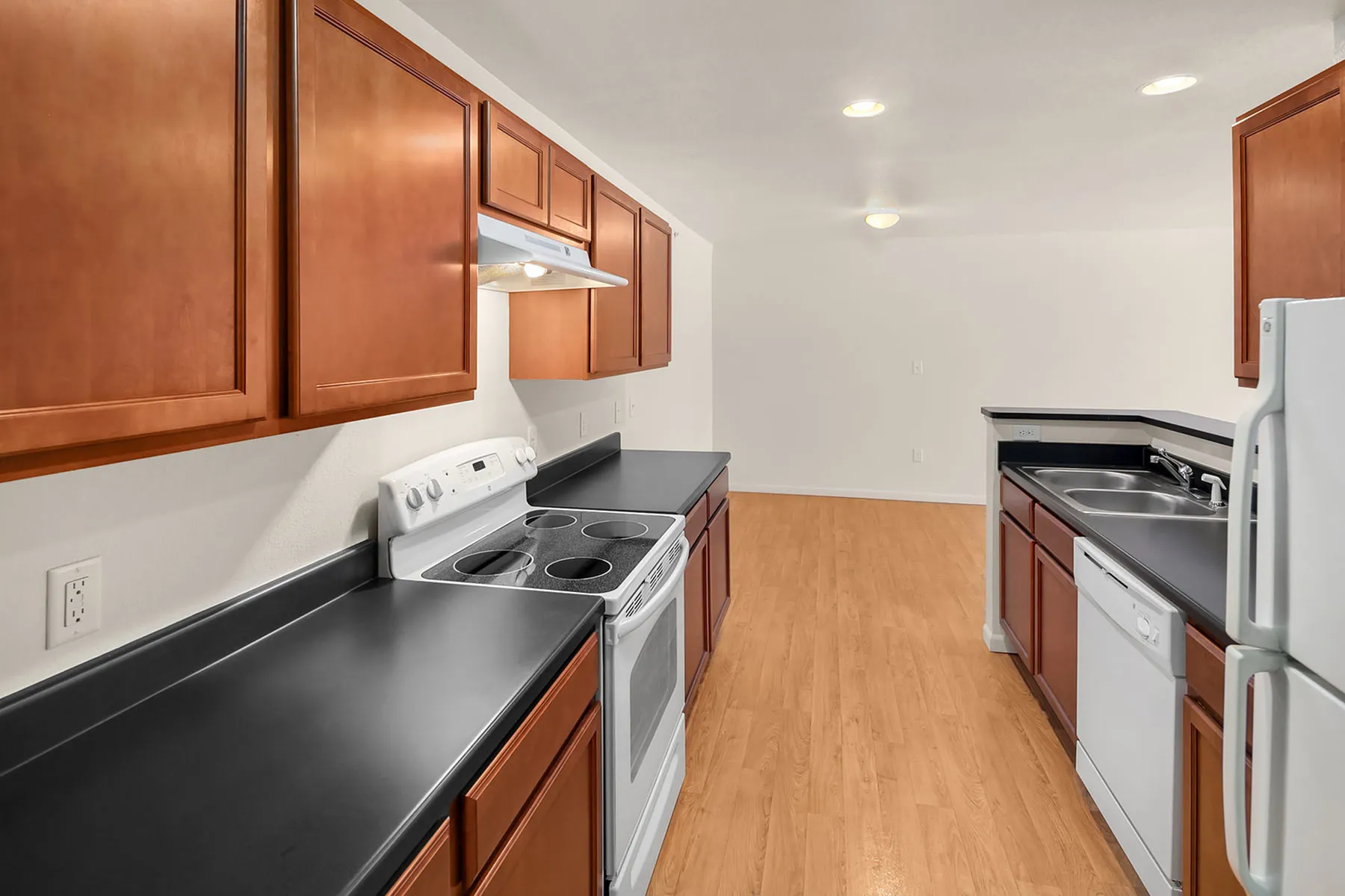 BUNGALOW | 1 Bed Apartment | Mallard Pond Apartments & Condos