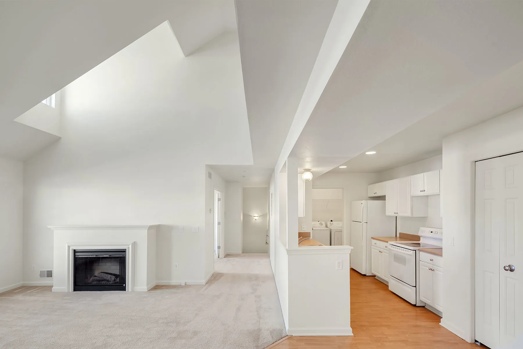 RETREAT | 2 Bed Apartment | Mallard Pond Apartments & Condos