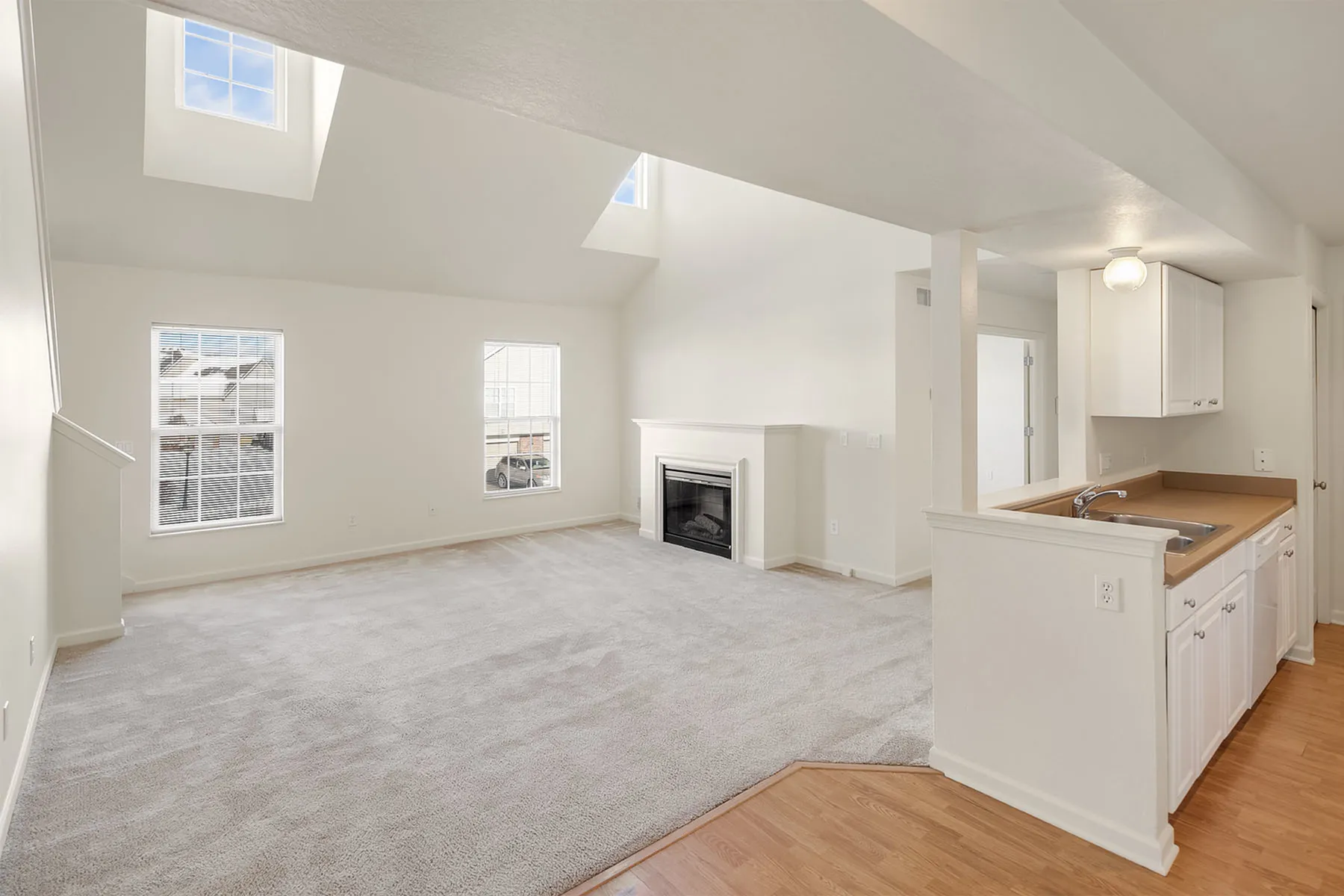 RETREAT | 2 Bed Apartment | Mallard Pond Apartments & Condos