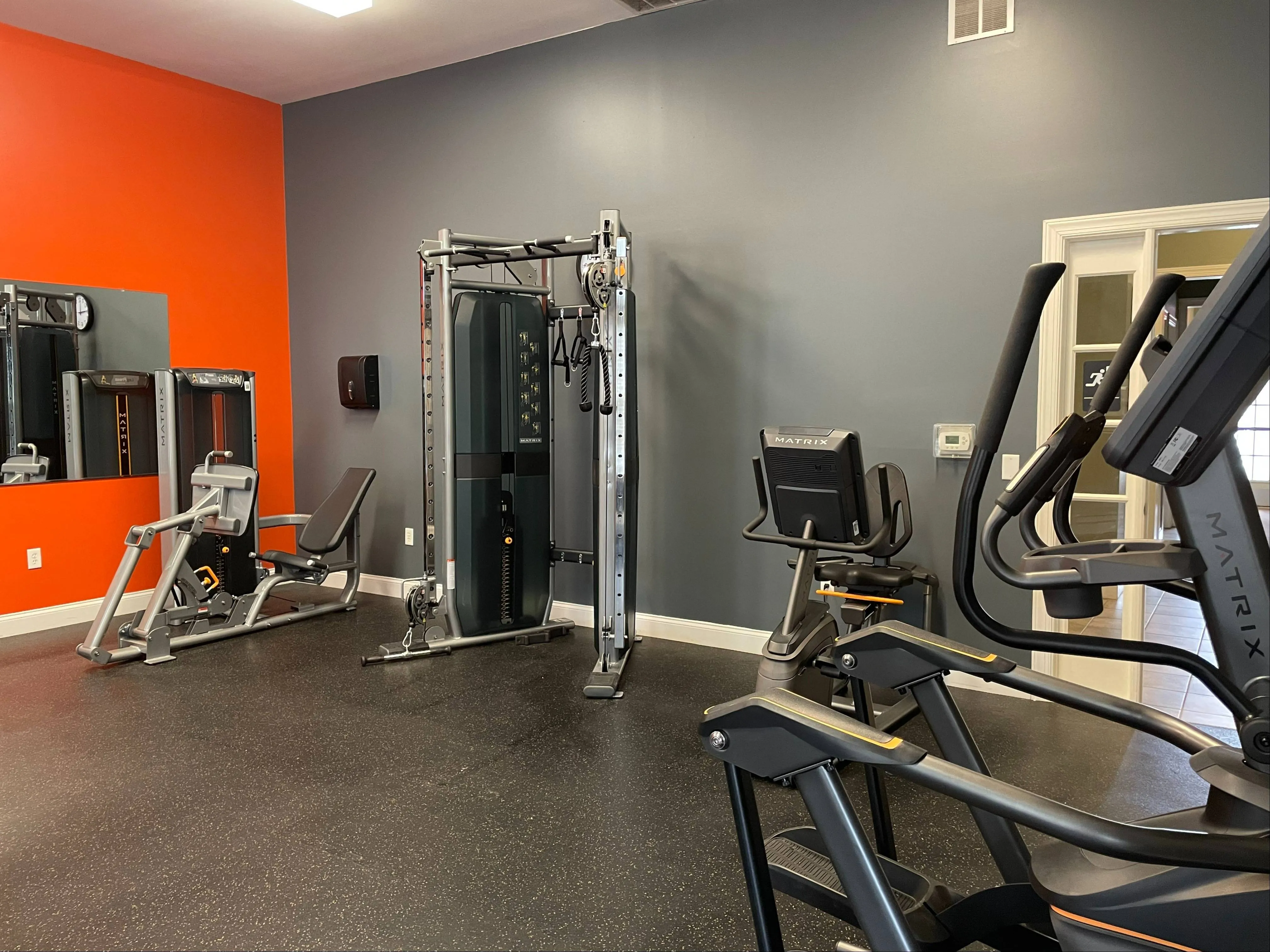 View Photos & Take A Virtual Tour | The Villas of Castleton Apartments