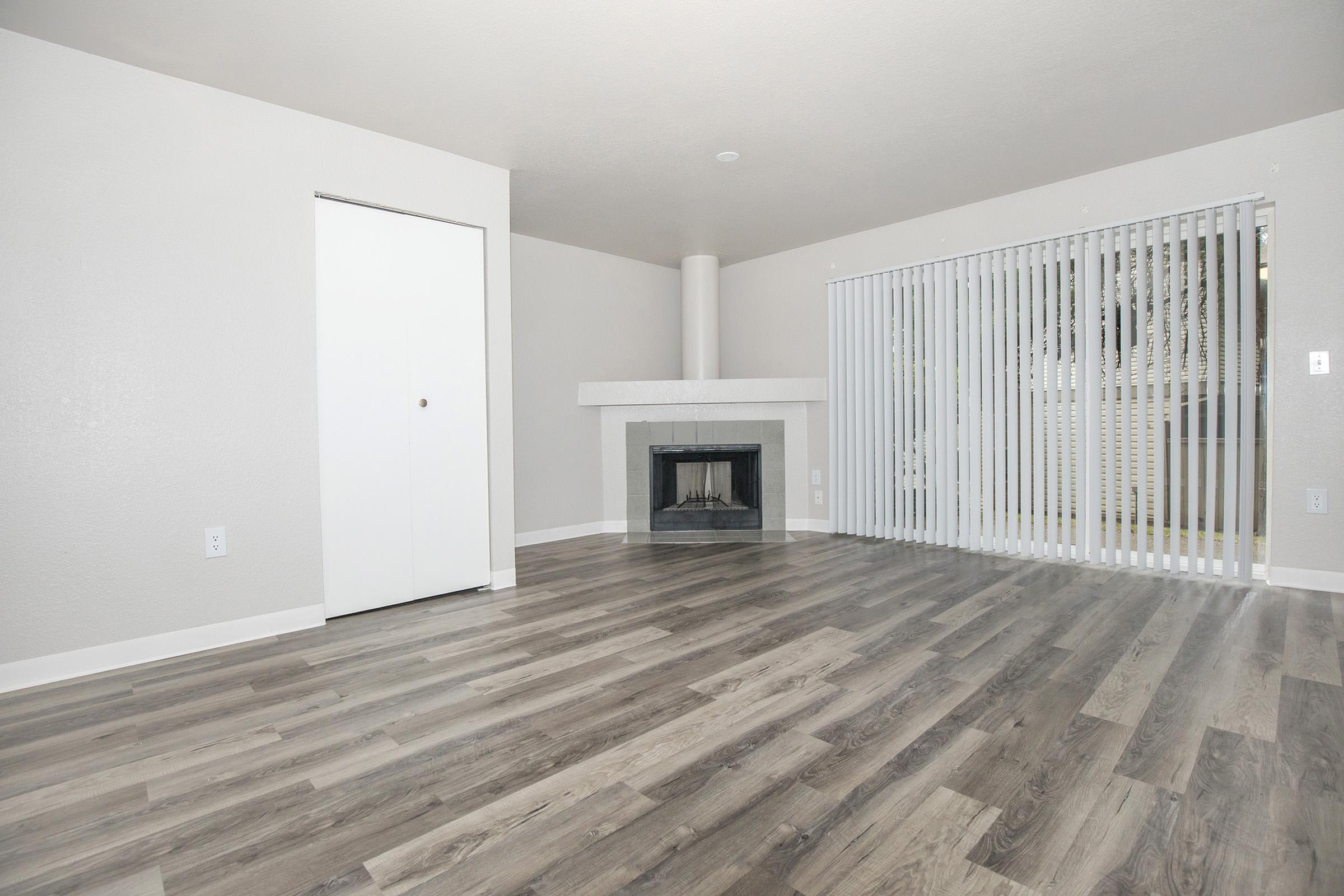 View Photos | Meridian Green Townhomes