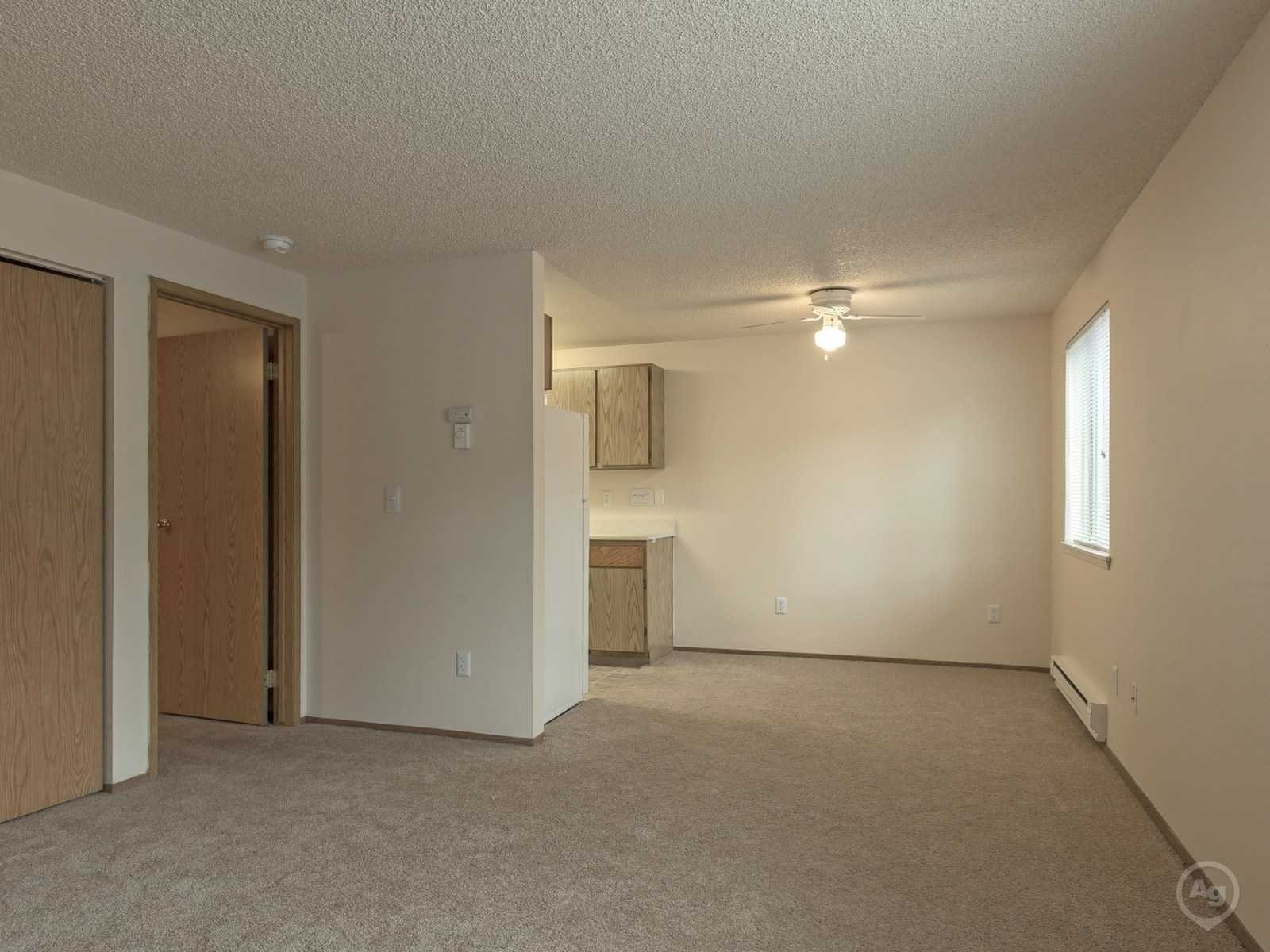 View Photos | Evergreen Meadows