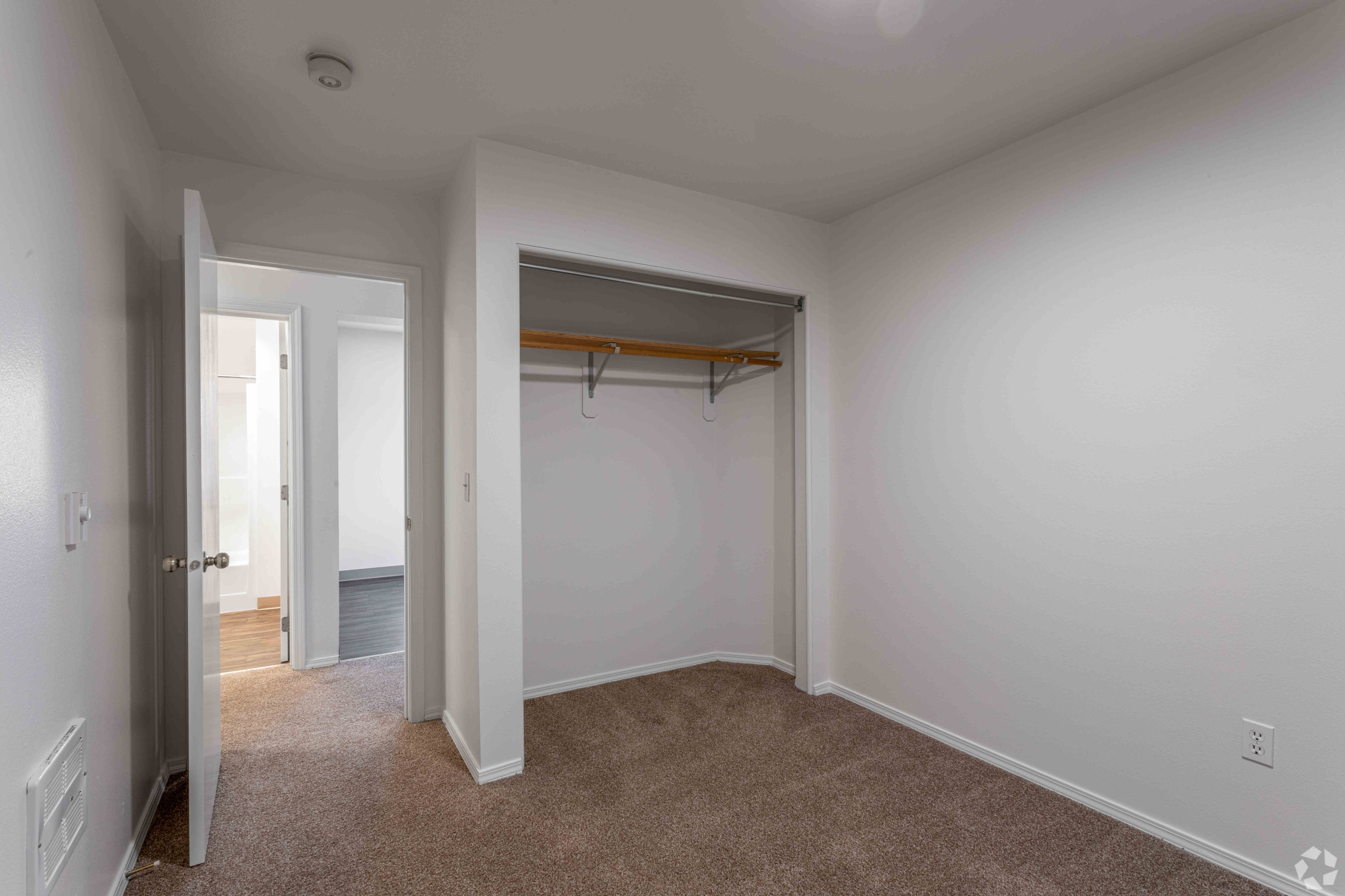 Photo Gallery | Willow Place Student Apartments in Pullman, WA | WSU ...