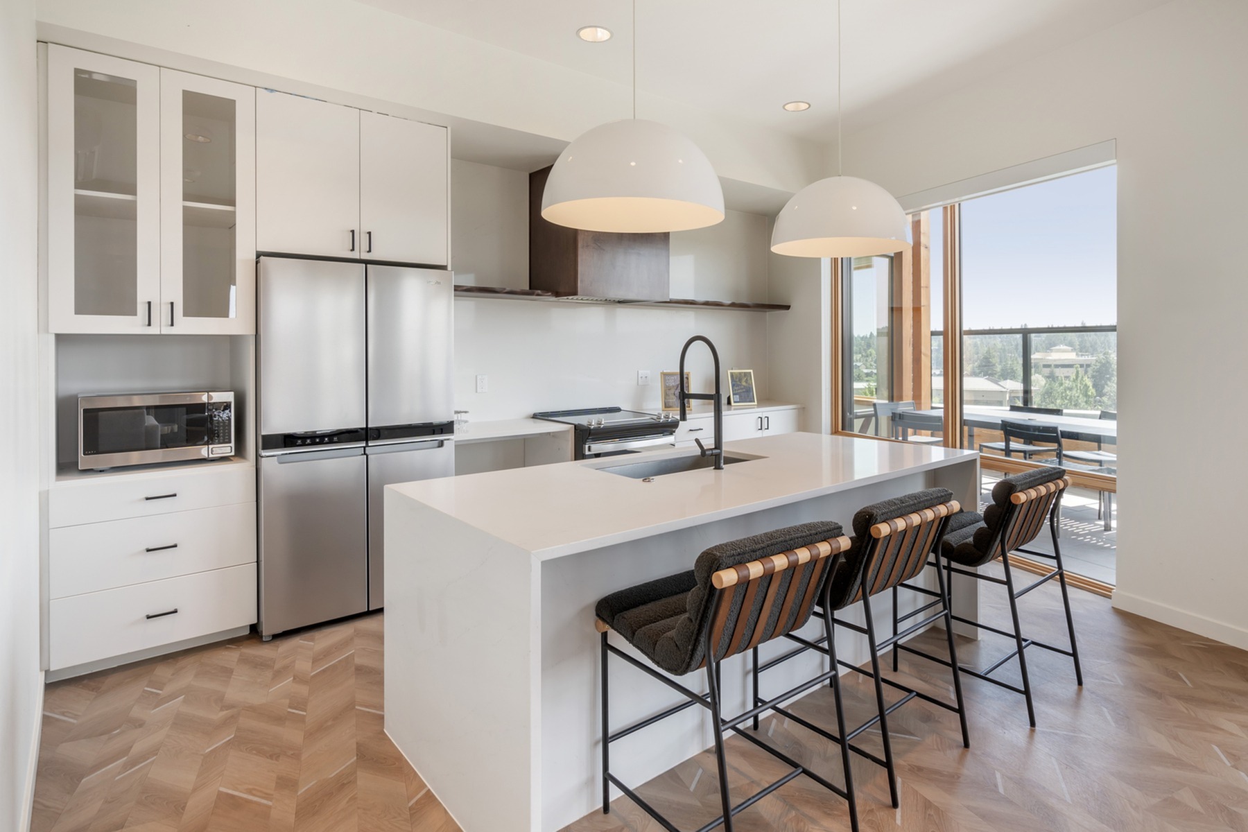 Photo Gallery | The Current Apartments in Bend, OR | Bend Apartments