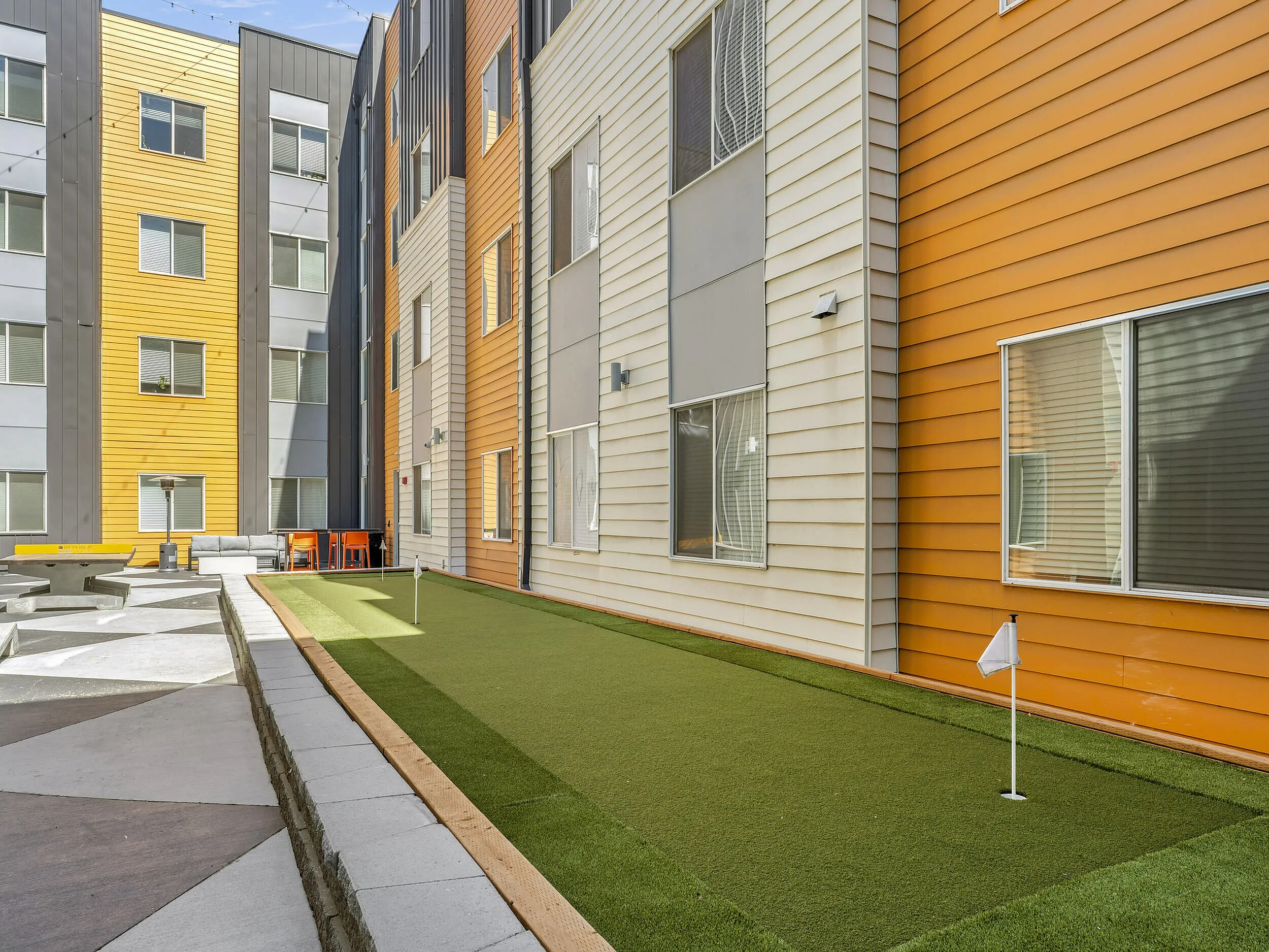 Photo Gallery | Republic on Main Apartments in Moscow, ID | Moscow ...