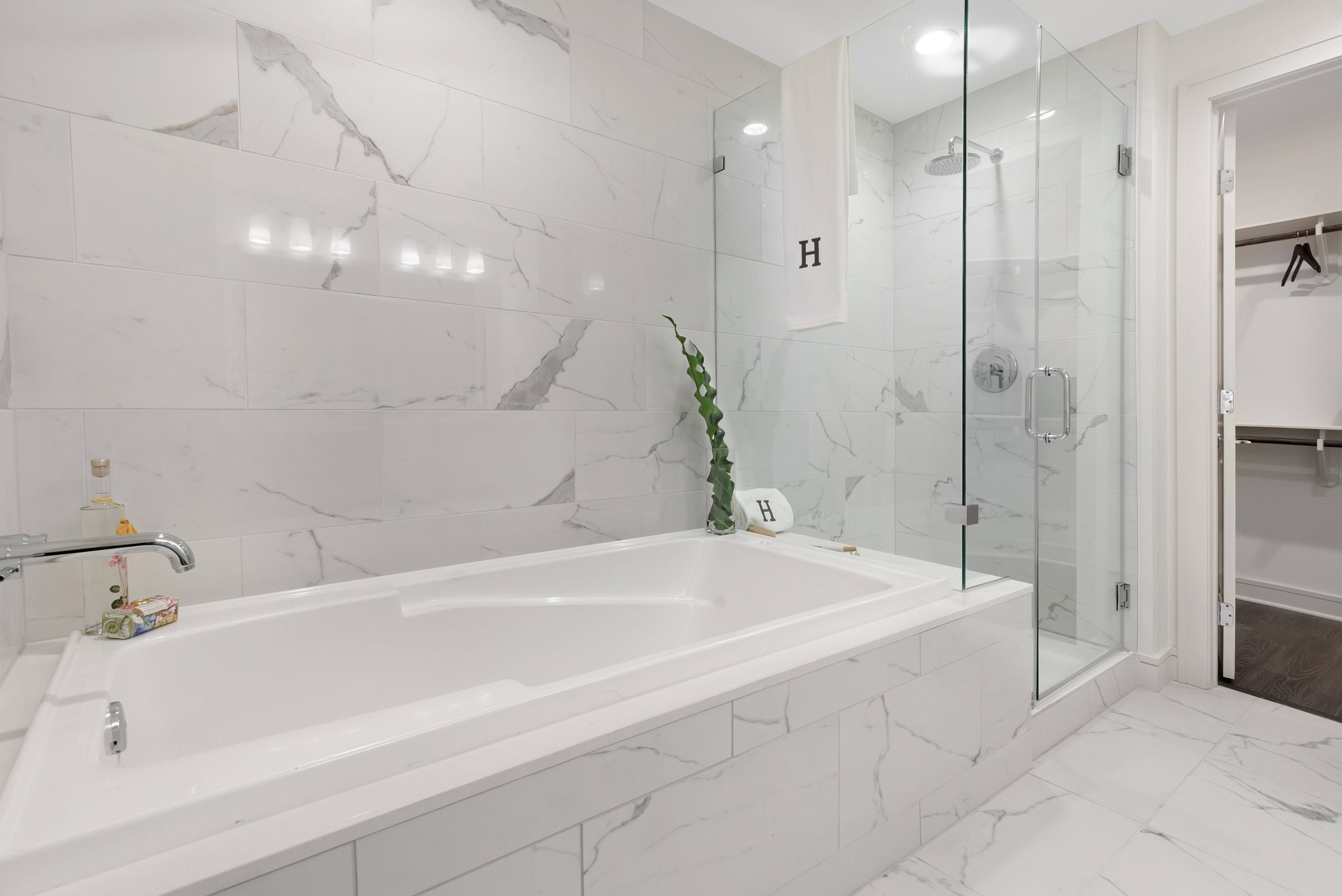 Luxury Apartments Allen Parkway Houston | Hanover Autry Park