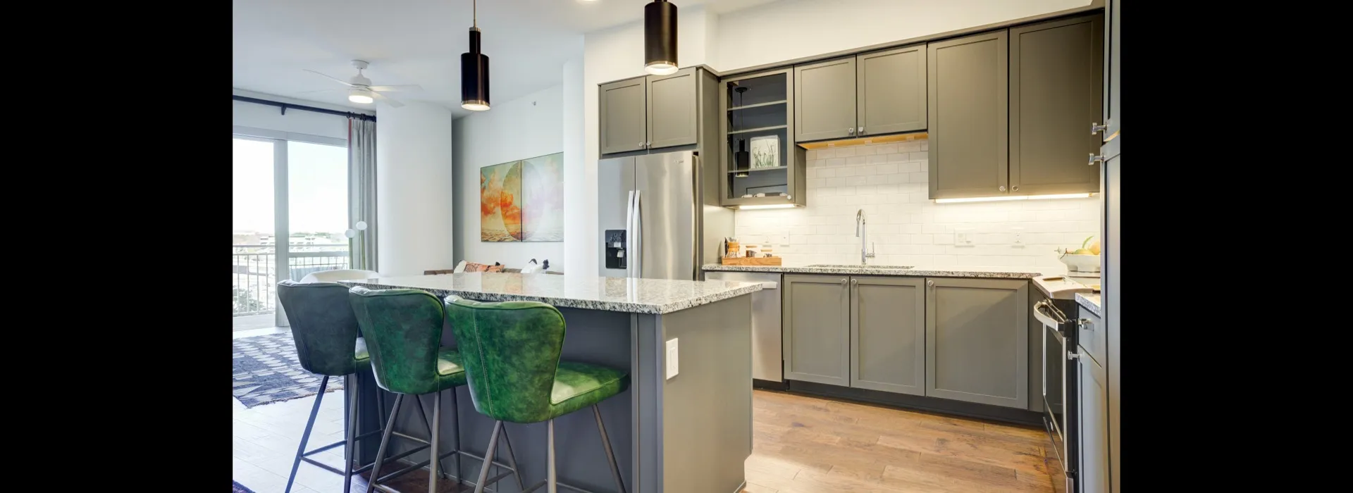 Luxury Apartments in Downtown Austin, TX | Alexan Waterloo