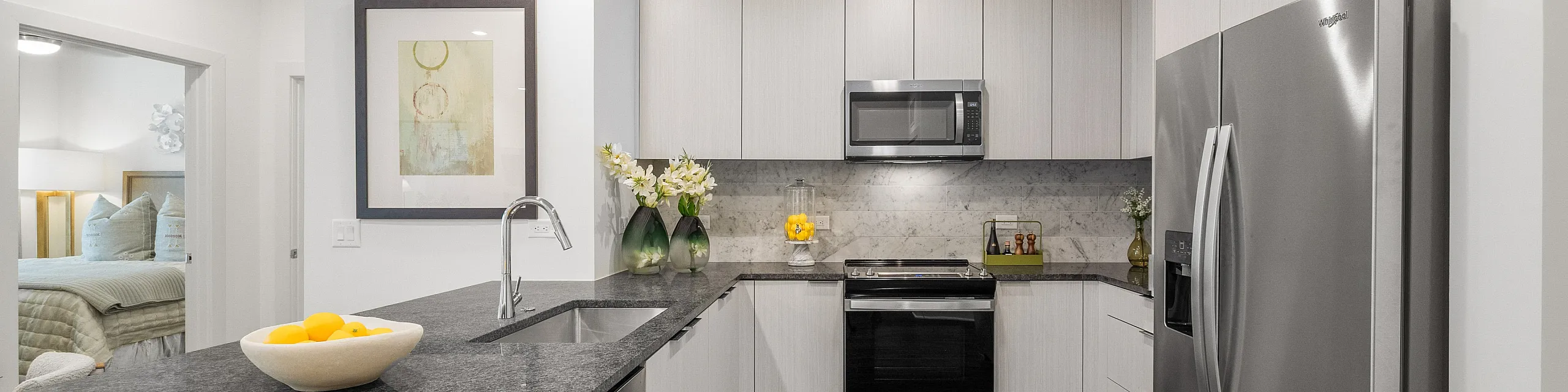 Studio - 3 Bedroom Apartments in Atlanta | Hanover Edgewood