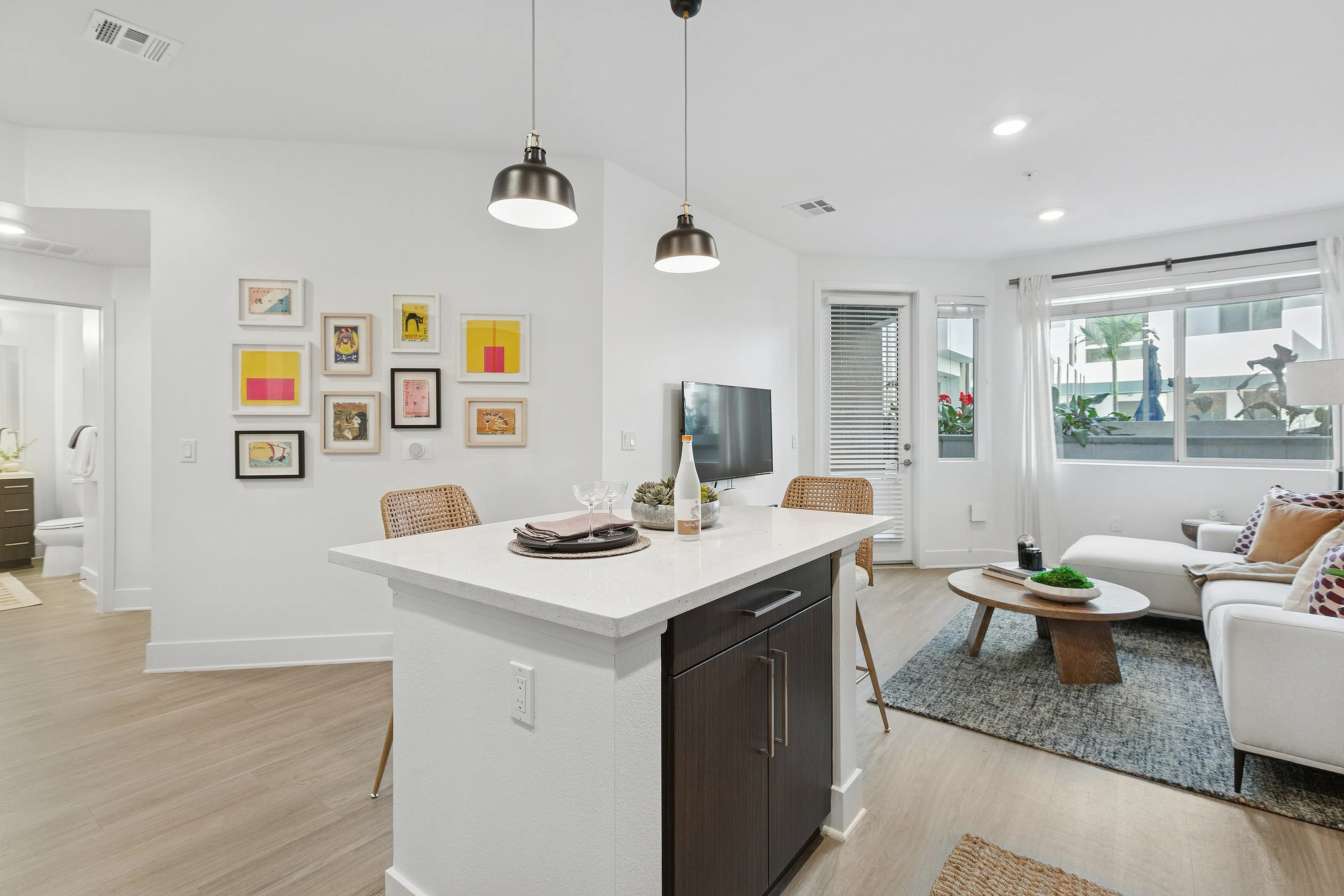 Studio, 1, & 2-Bed Luxury Apartments in Little Tokyo, LA | Arrive ...