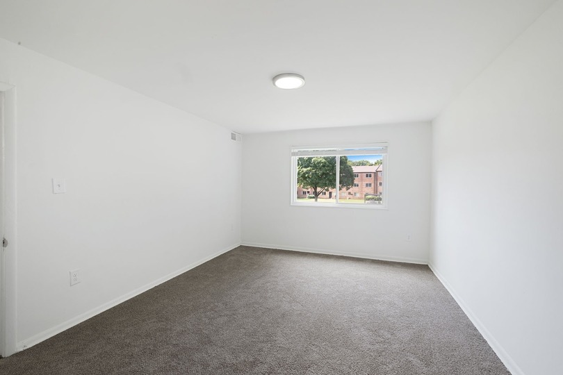 View Photos | ReNew Springfield