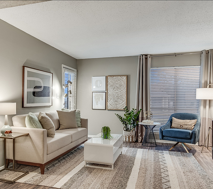 Renovated 1, 2, & 3-Bed Apartments Near LSU Shreveport | ReNew Towne Oaks