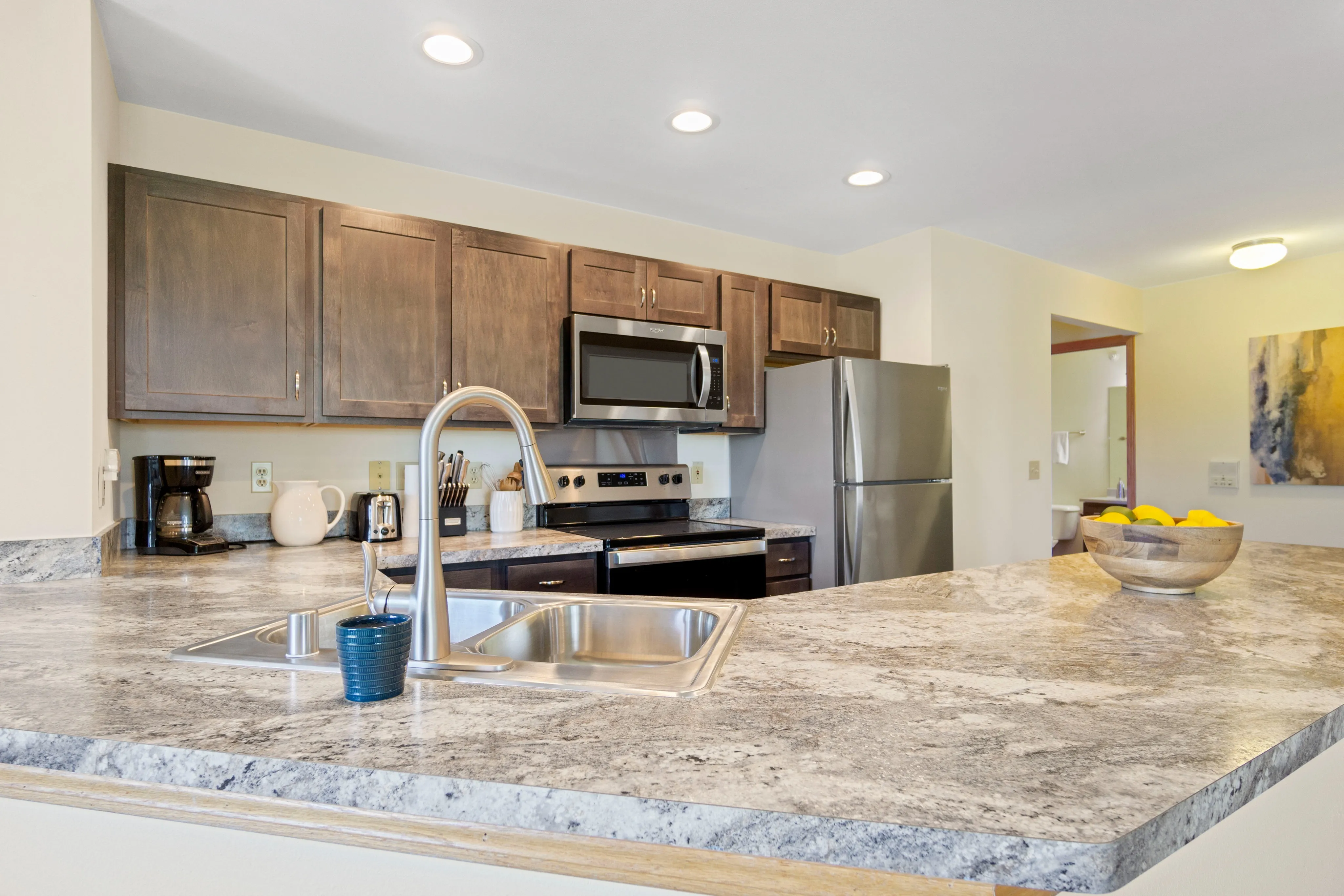 Photo Gallery & Tour | Saddle Brook Apartments