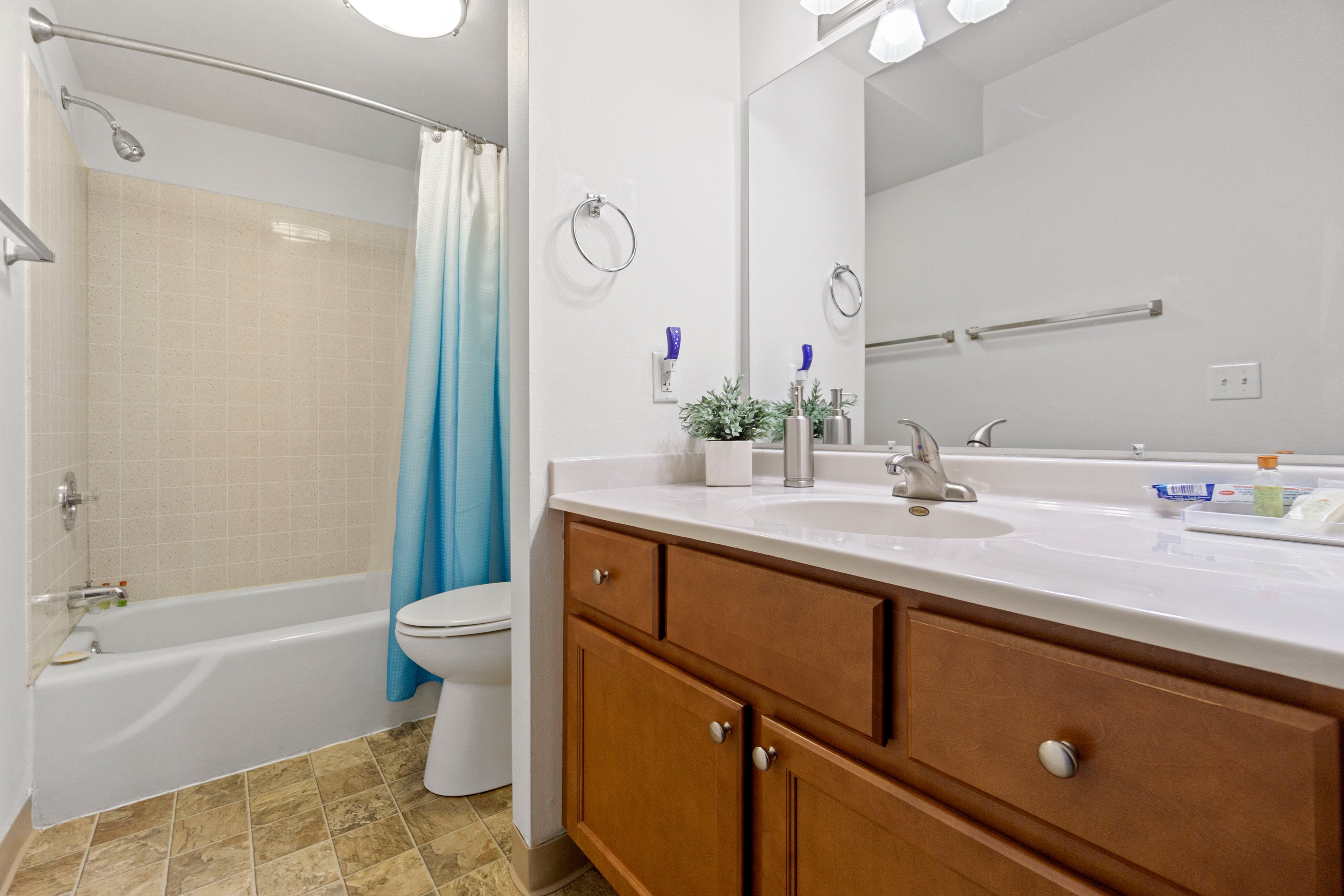 Photo Gallery & Tour | Arbor Lakes at Middleton