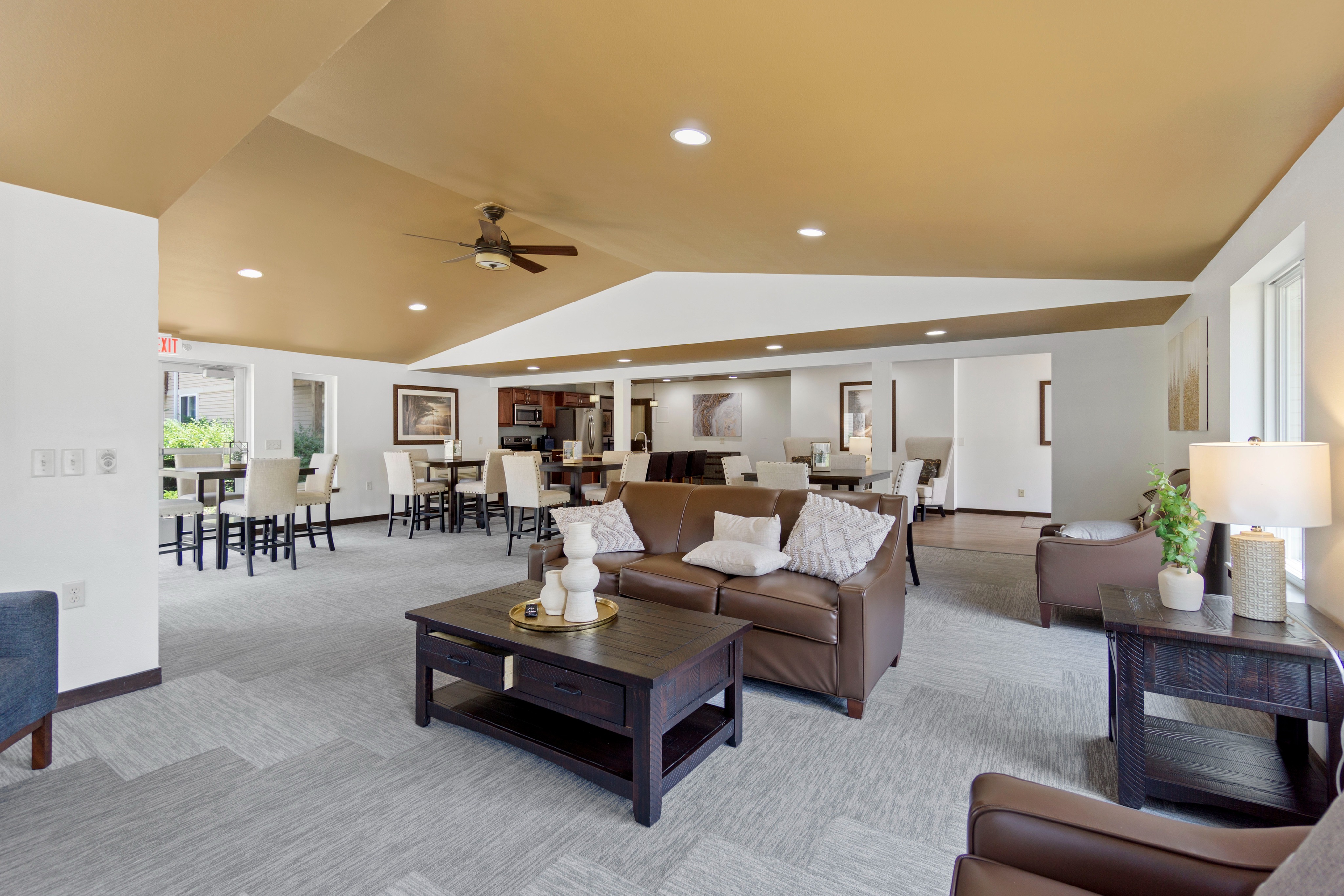 Photo Gallery & Tour | Arbor Lakes at Middleton