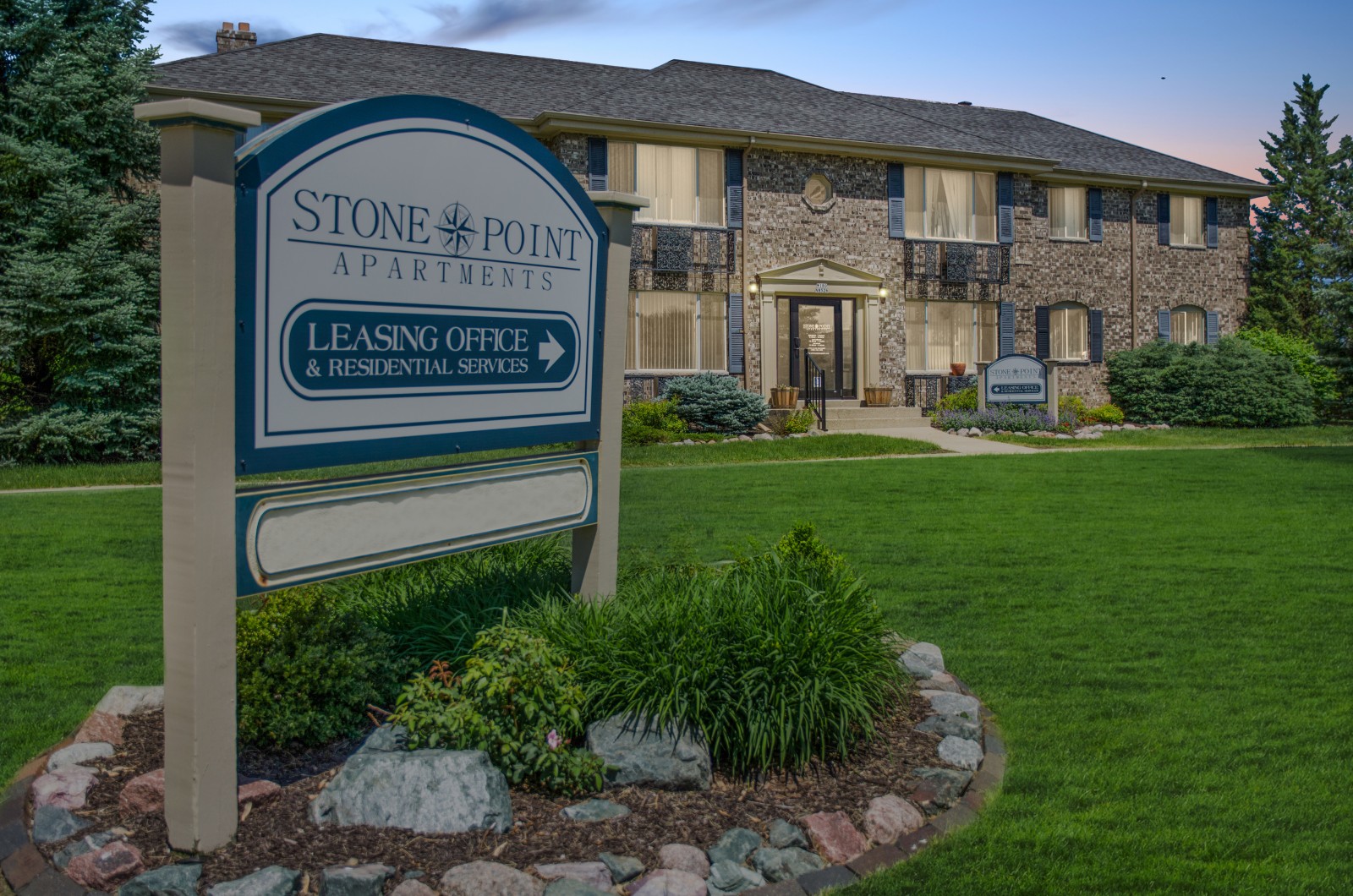 Stone Point Apartments | Apartments In Menomonee Falls, WI