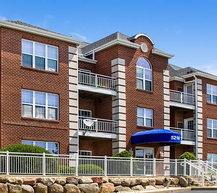 Barrington Place | Apartments In Madison, WI
