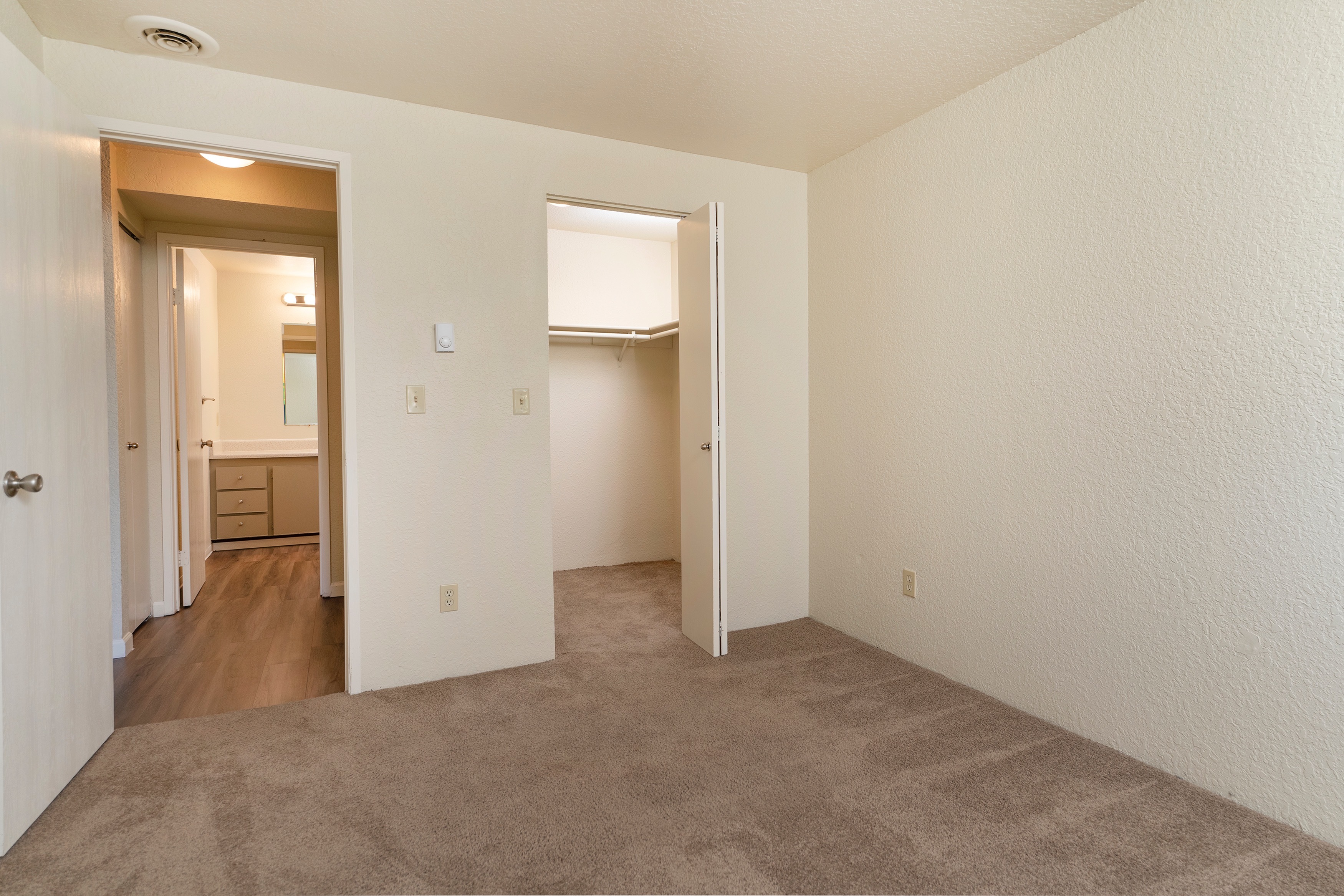View Photos & Take A Virtual Tour | Monte Vista Apartments