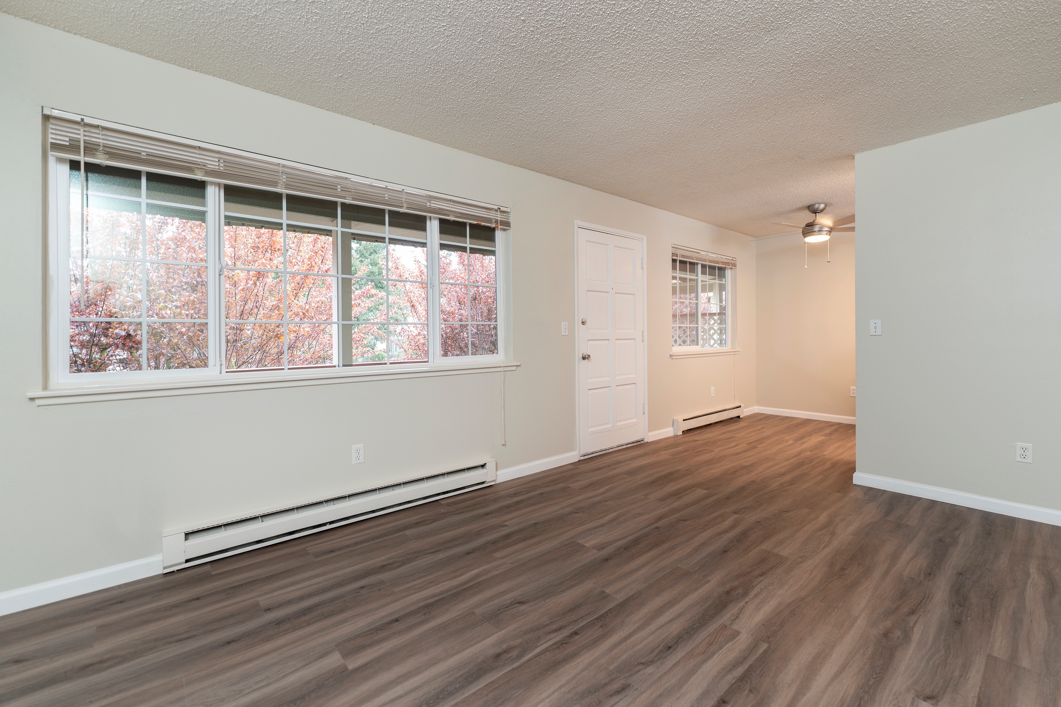 View Photos & Take A Virtual Tour | University Crossing Apartments